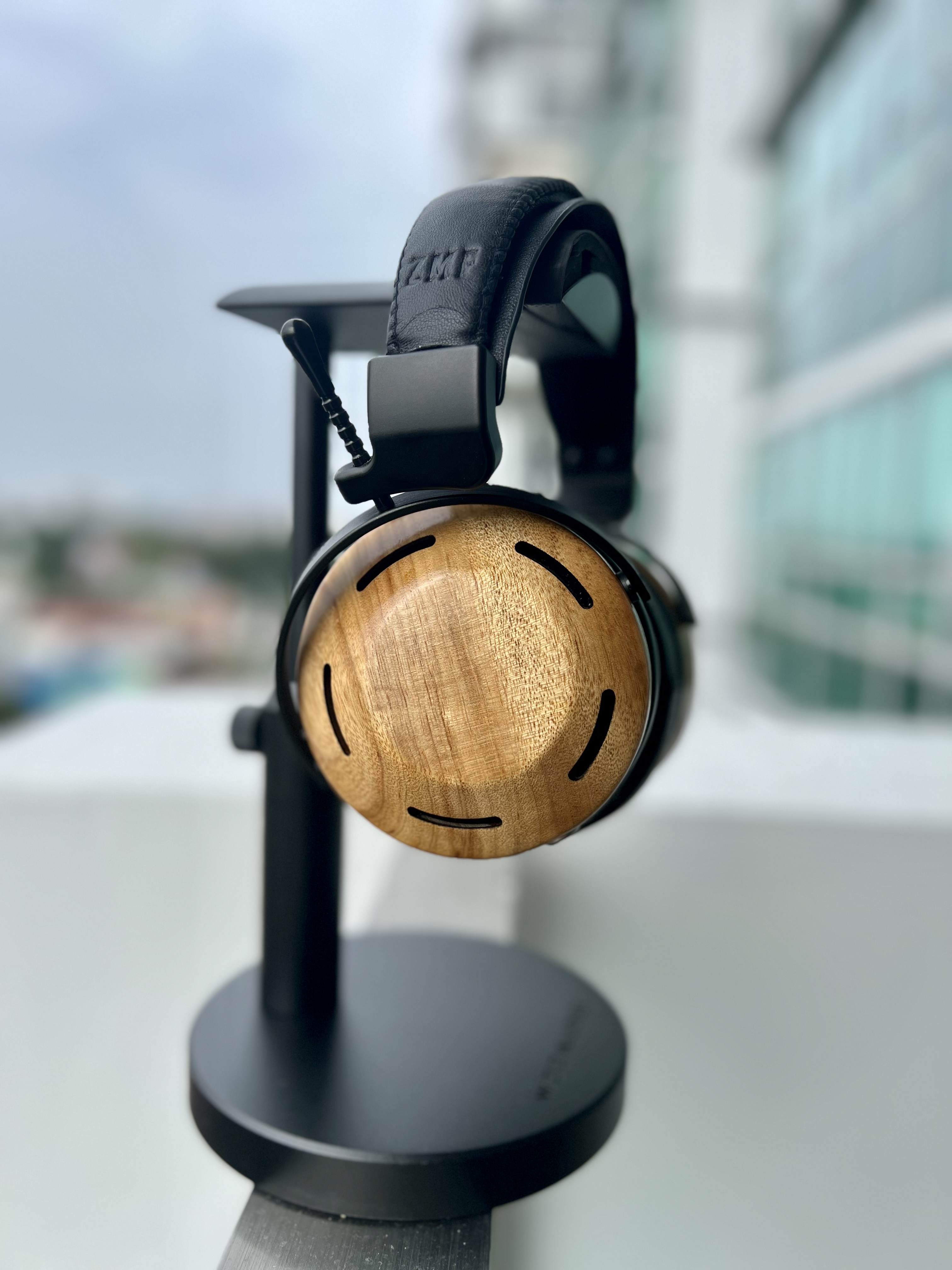 Closed: ZMF Atticus Camphor closed back dynamic headphones | Headphone ...