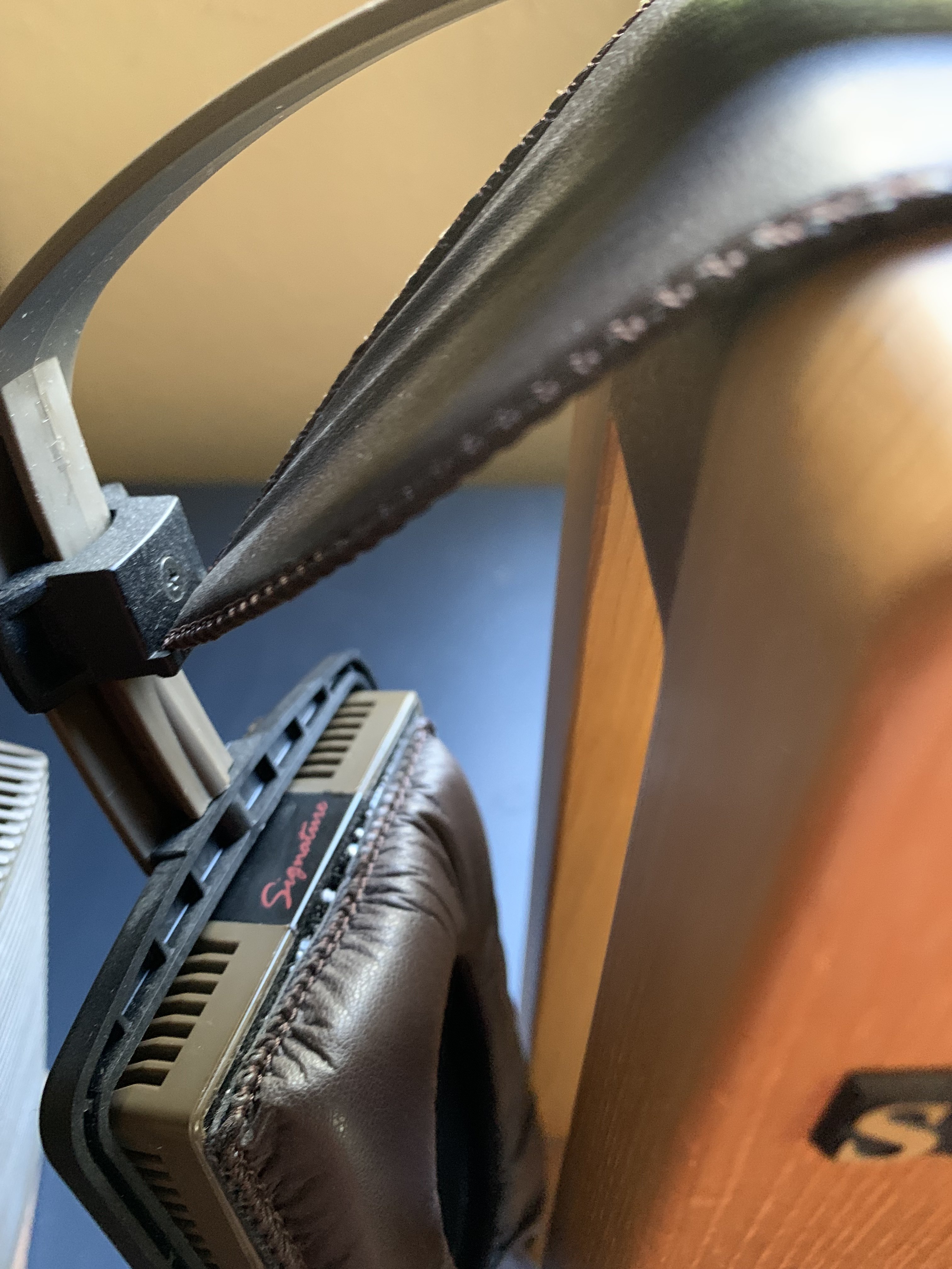 Closed: 2 Stax Lambda Nova Signatures | Headphone Reviews and ...