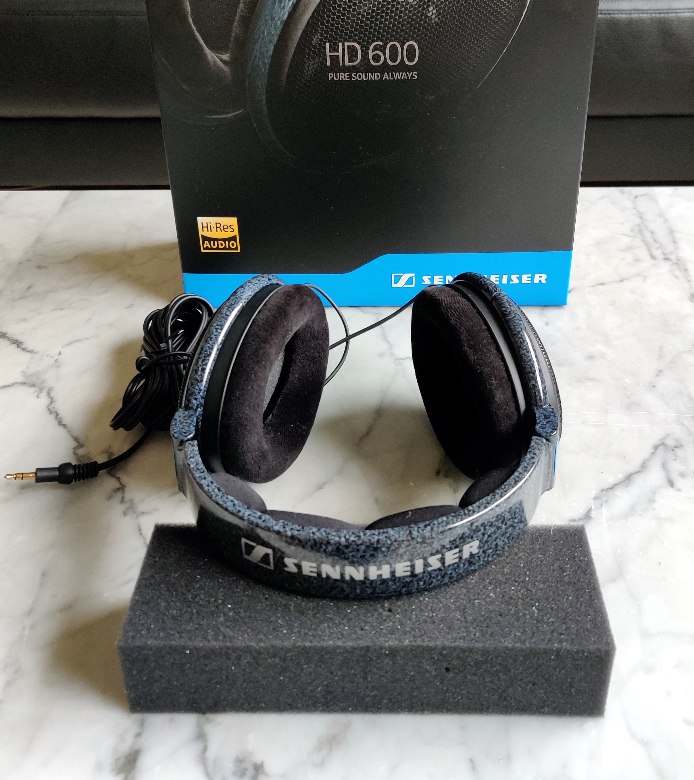 Closed: Sennheiser HD600 Blue Stage 2018 | Headphone Reviews and ...