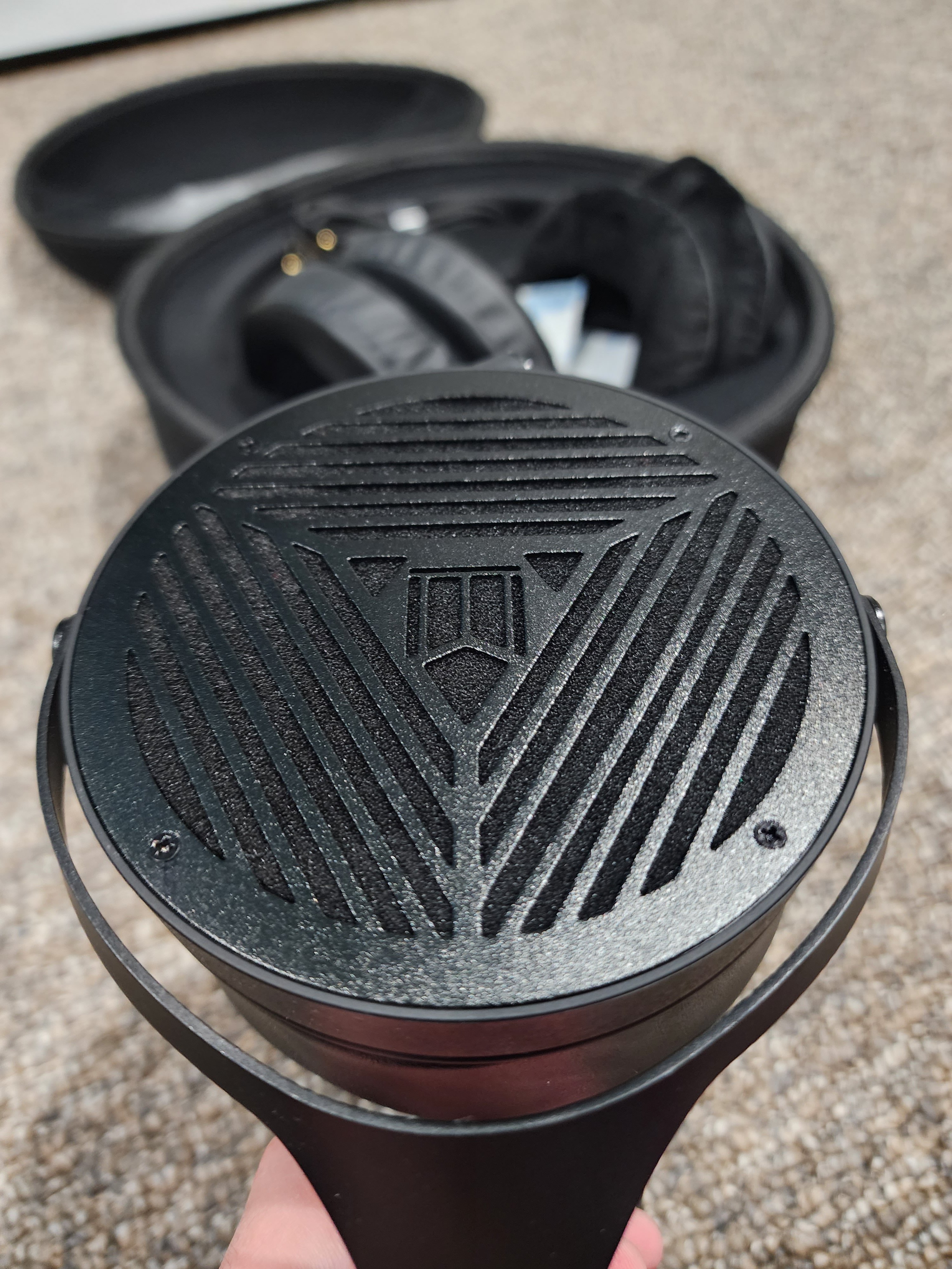 Closed: Monolith M1070 planars with extra pads | Headphone Reviews and ...