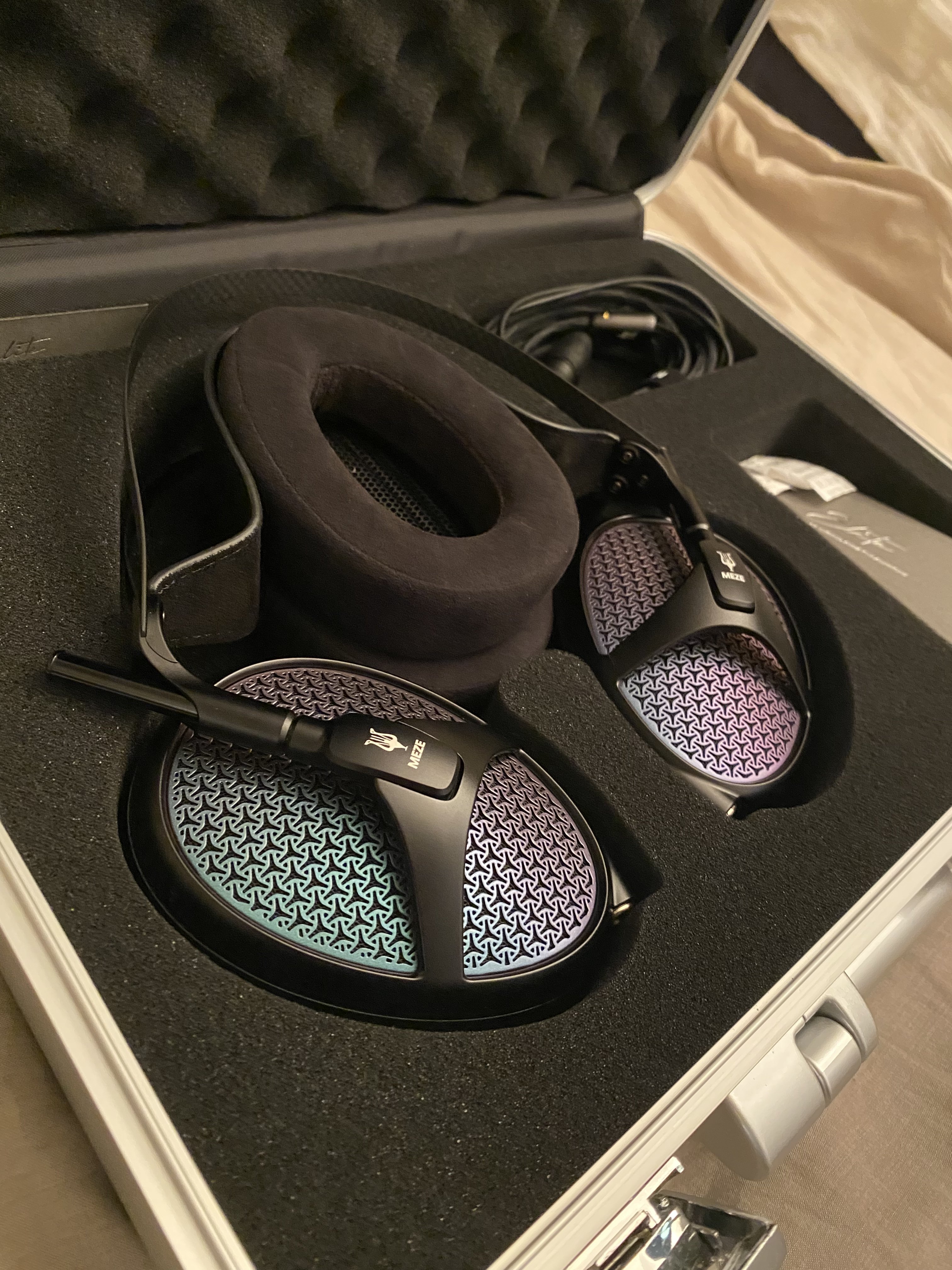 Sold: Meze Elite - Chameleon | Headphone Reviews and Discussion - Head ...