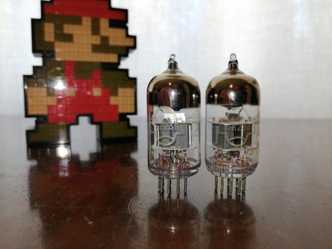 Sold: Reflektor Holy Grail '75 6N23P SWGP Silver Shields | Headphone ...