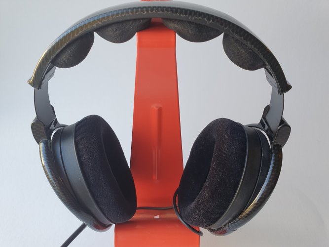 Sold: Sennheiser HD580 Jubilee | Headphone Reviews and Discussion ...