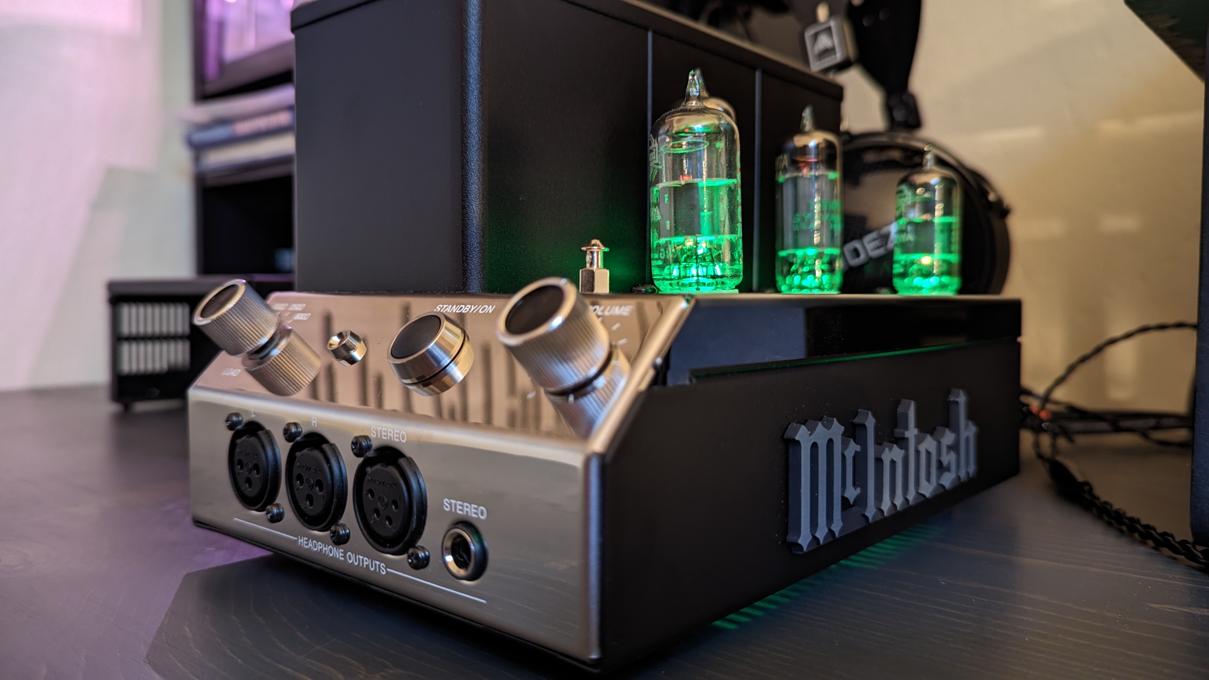 Closed: McIntosh MHA200 | Headphone Reviews and Discussion - Head-Fi.org