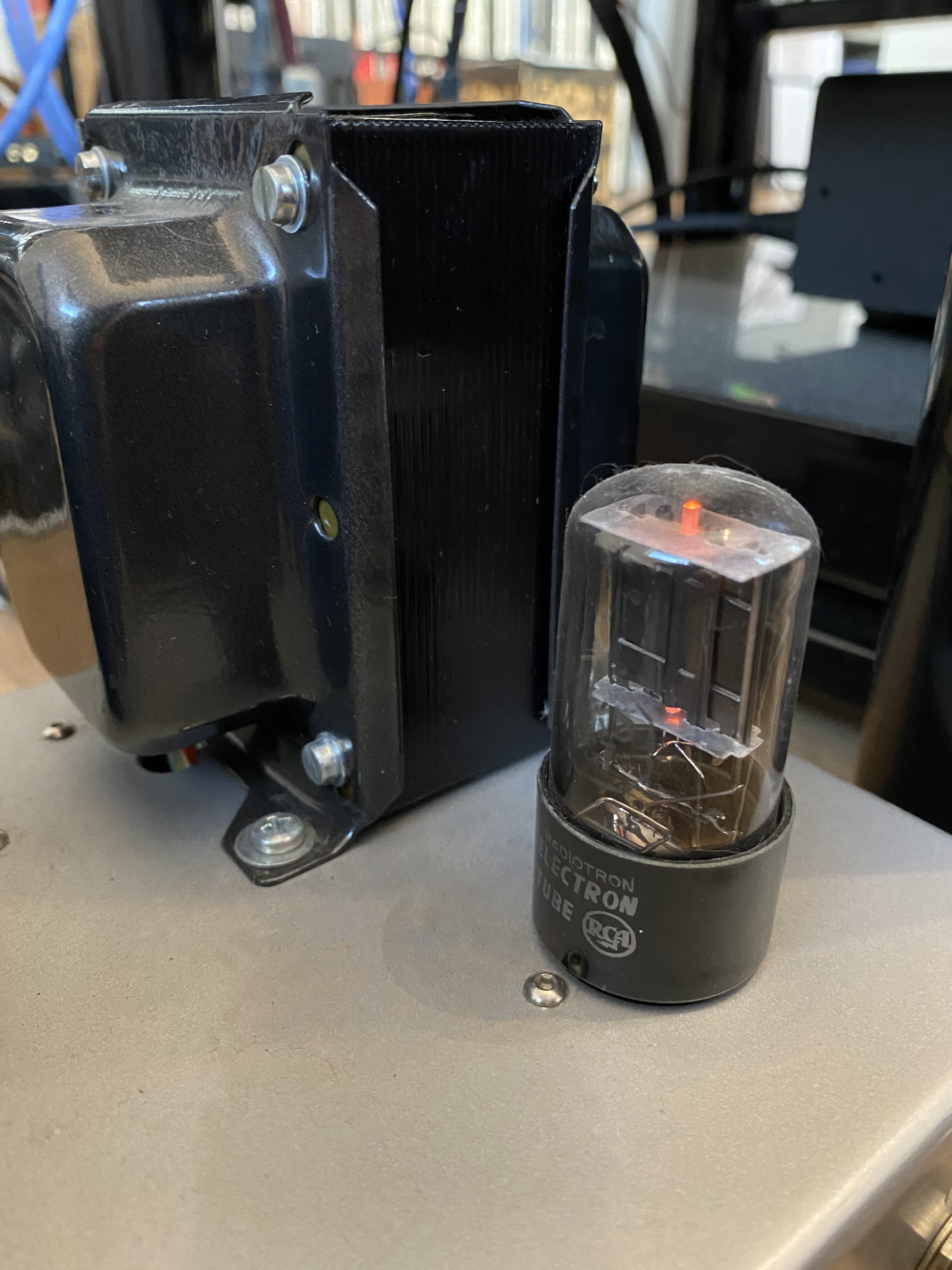 Riviera AIC-10 headphones & speakers amplifier | Headphone Reviews and ...