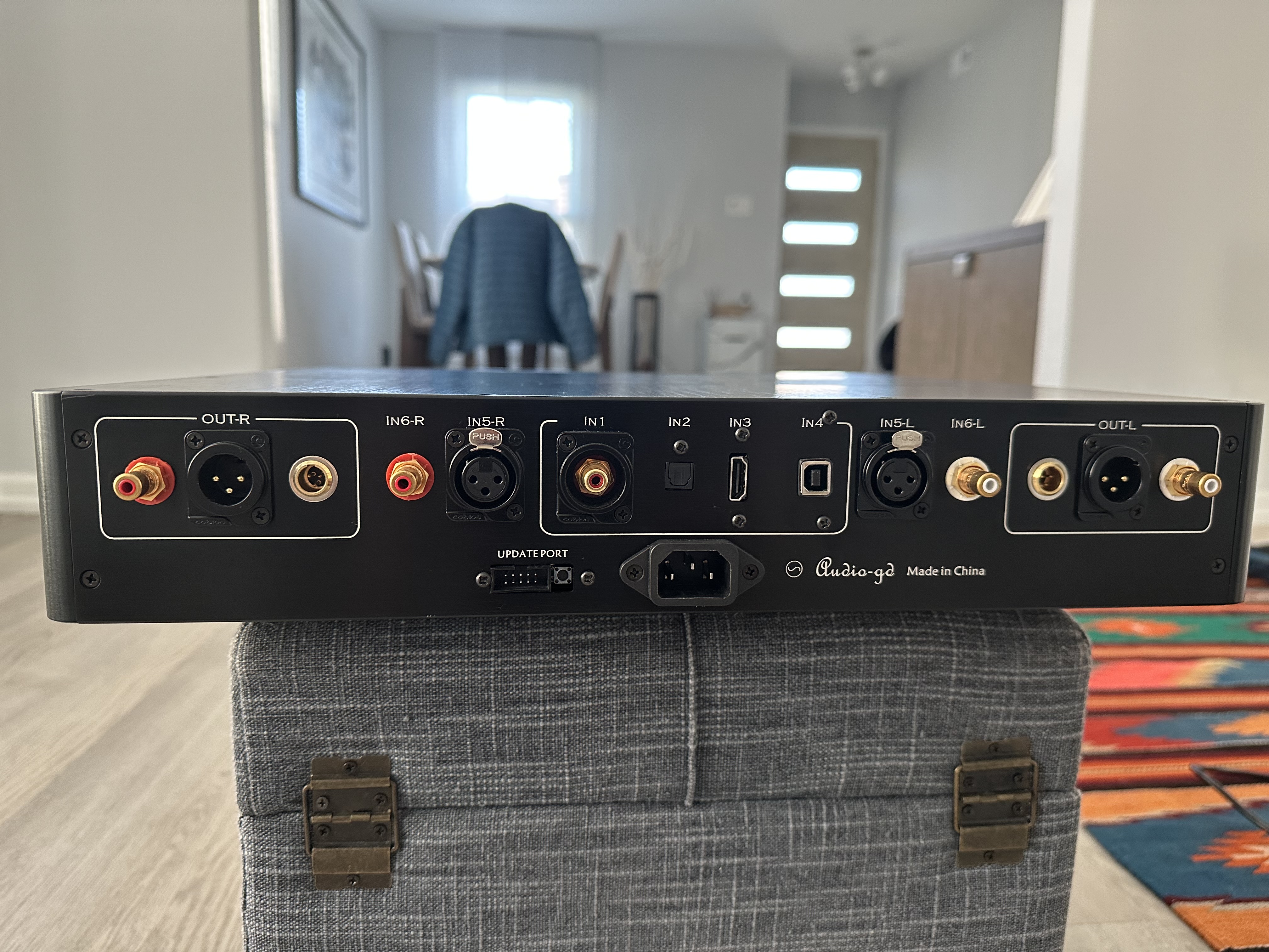 Closed: Audio-GD R27 2021 Discrete Balanced R2R FPGA DAC/AMP/PreAmp ...