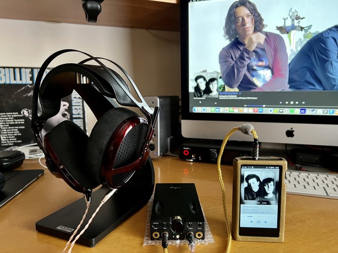 Pictures of Your Portable Rig (part XVI) | Page 2289 | Headphone ...