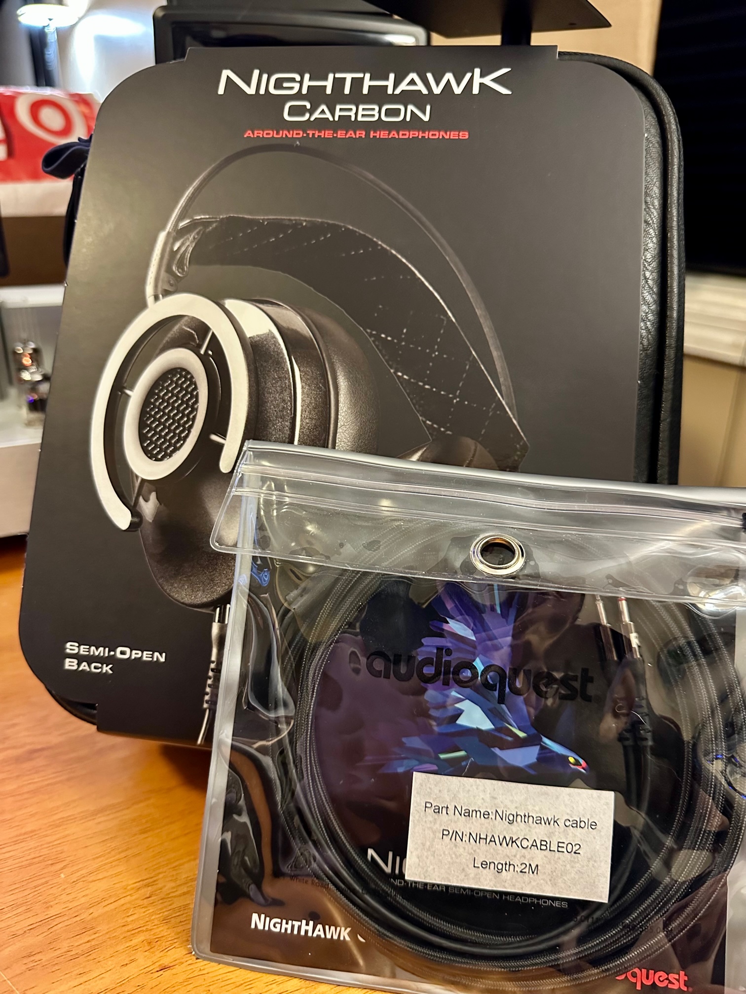 Sold: AudioQuest Nighthawk Carbon + NightBird Cable + Suede Pads ...