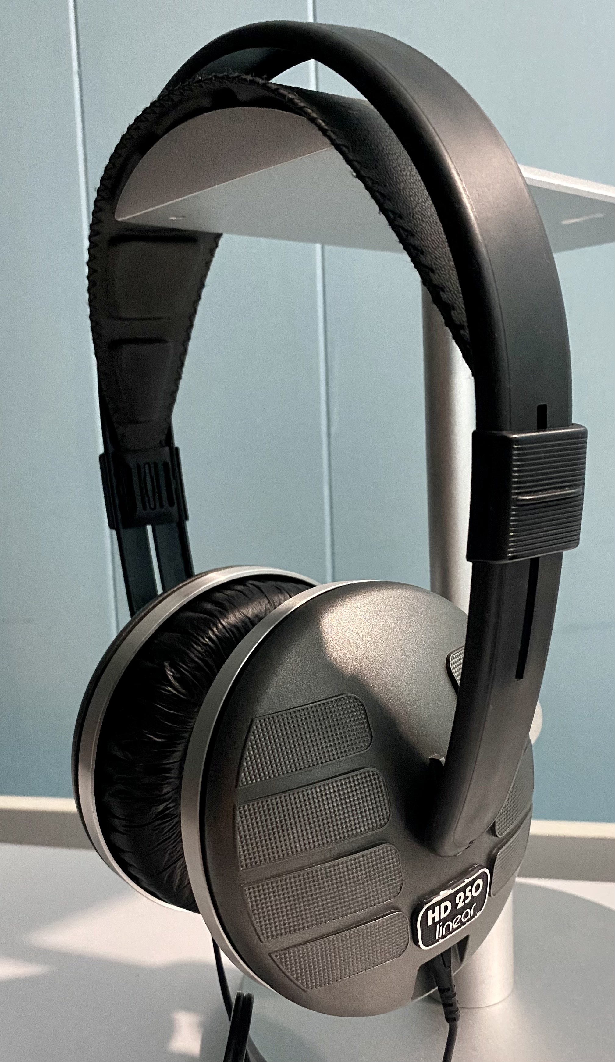 Sold: Sennheiser HD 250 Linear I (600 ohms) | Headphone Reviews and ...