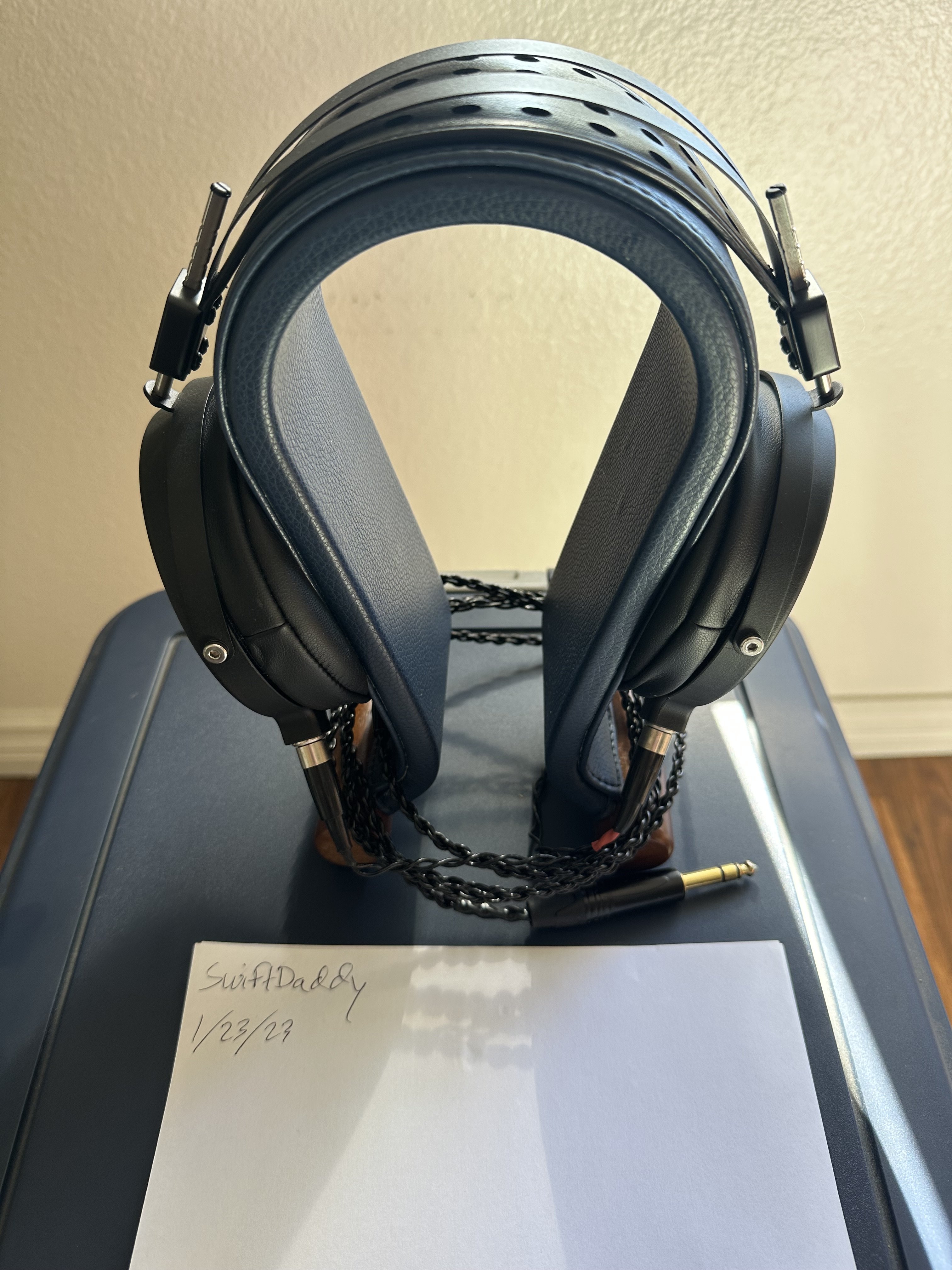 Sold: Audeze LCD 2C | Headphone Reviews and Discussion - Head-Fi.org
