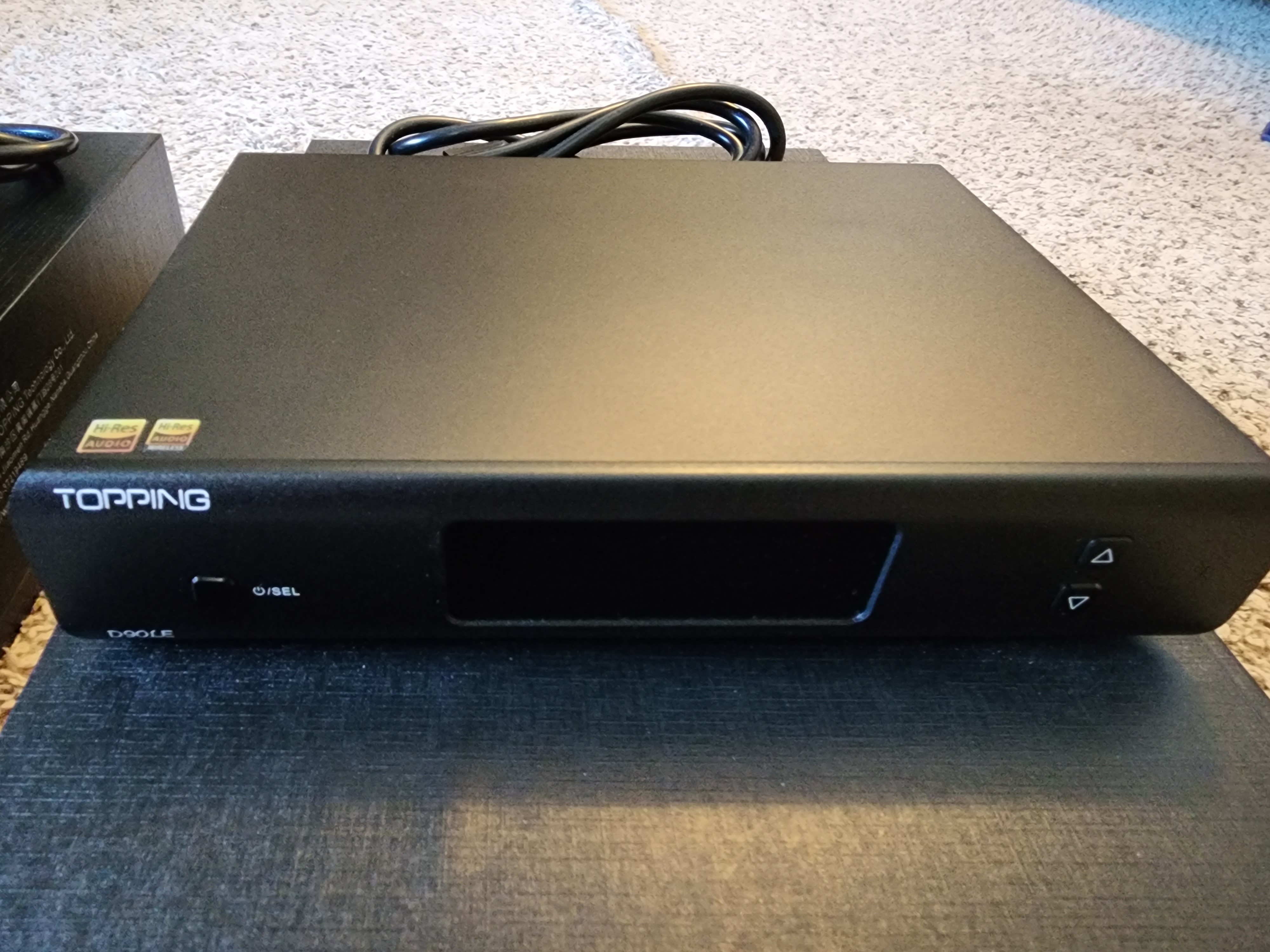 Sold: Topping D90LE DAC + Topping A90D Discrete Amp (Black) | Headphone ...