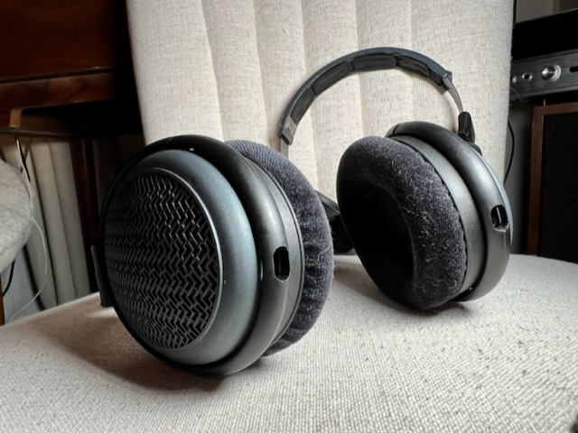 Sold: Sennheiser HD580 flat plate | Headphone Reviews and Discussion ...