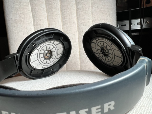Sold: Sennheiser HD580 flat plate | Headphone Reviews and Discussion ...