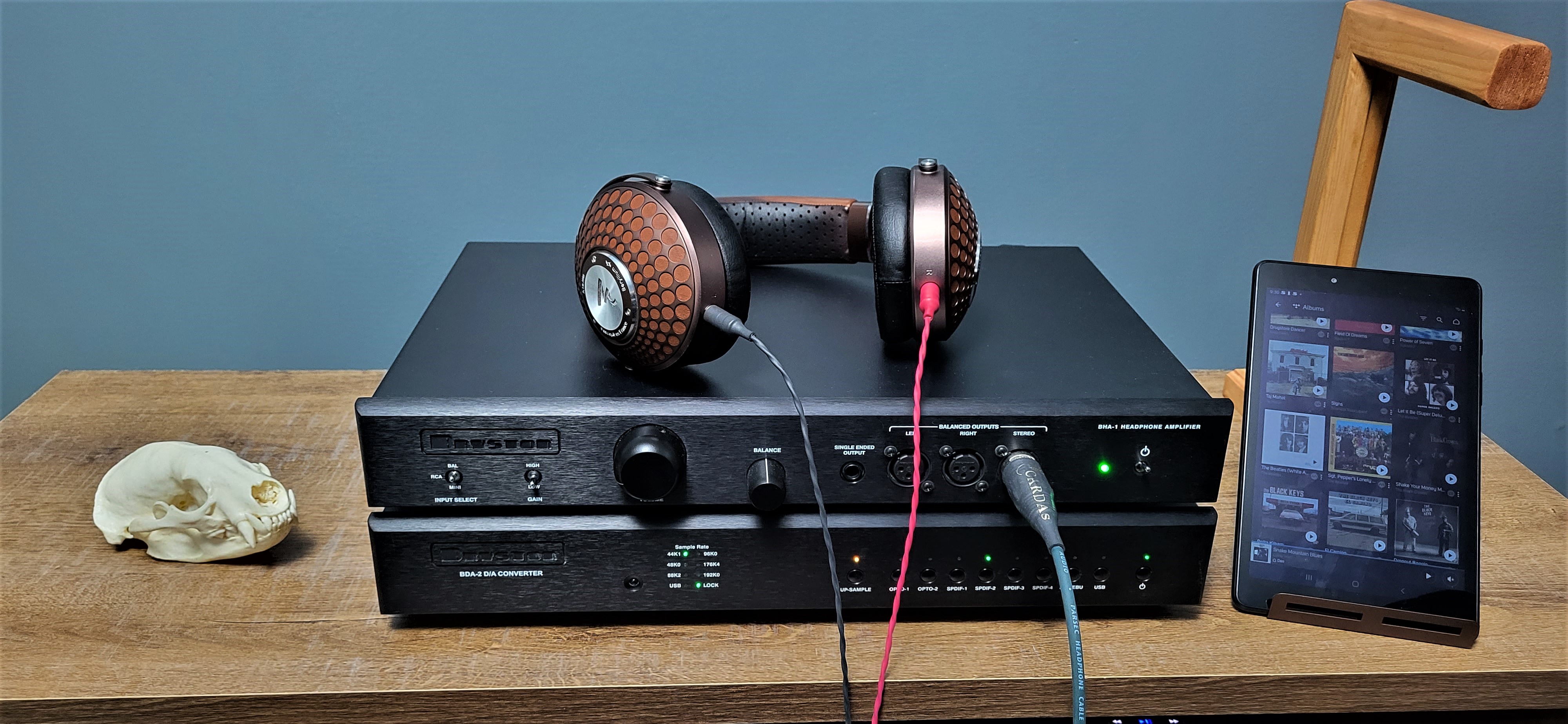 Show us your Head-Fi station at it's current state. No old pictures ...