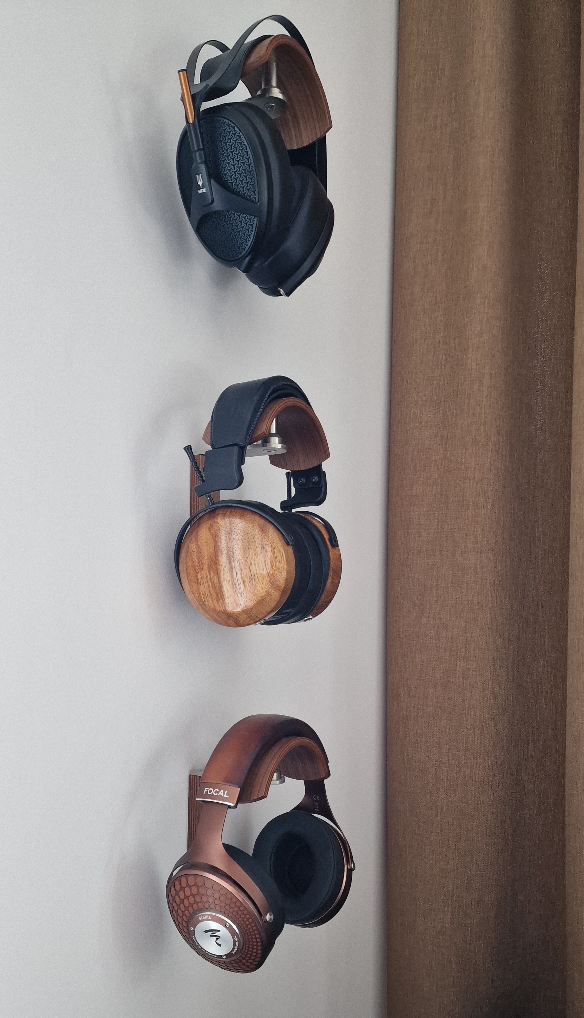MEZE AUDIO ELITE - The New Isodynamic Hybrid Array Headphone - official ...
