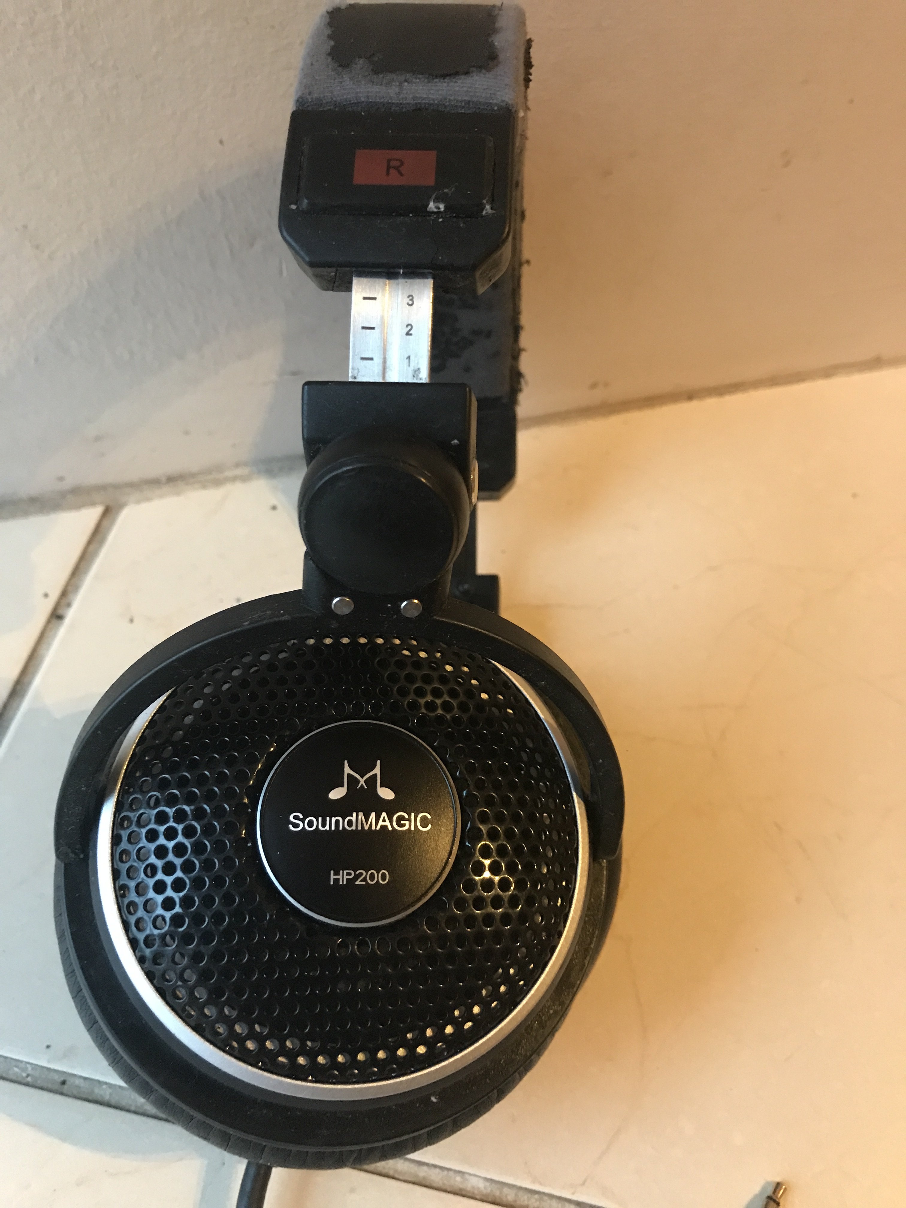 Closed: Soundmagic HP 200 Headphones | Headphone Reviews and Discussion ...
