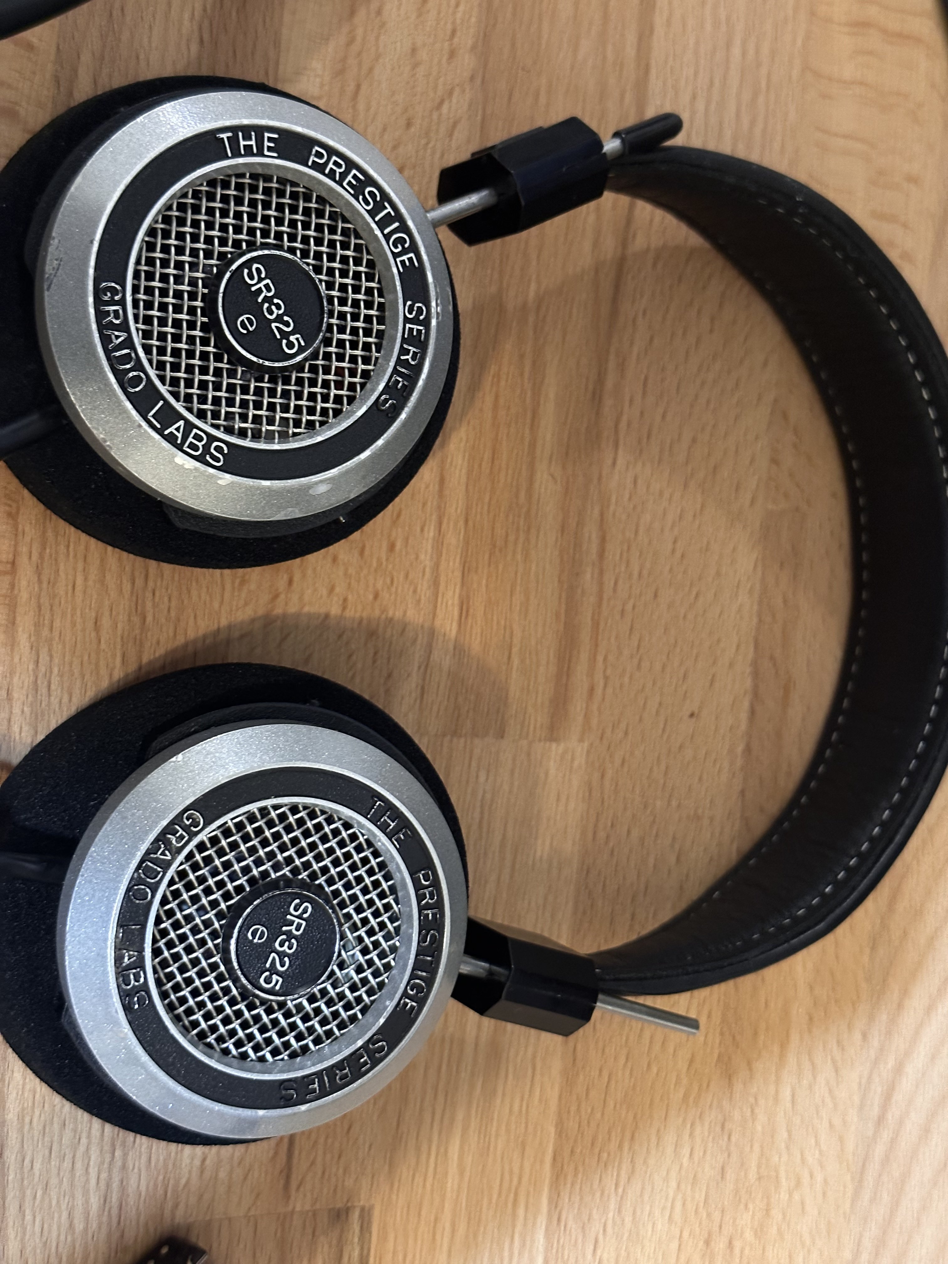 Closed: Shure SRH 1840 + Grado SR 325e | Headphone Reviews and ...