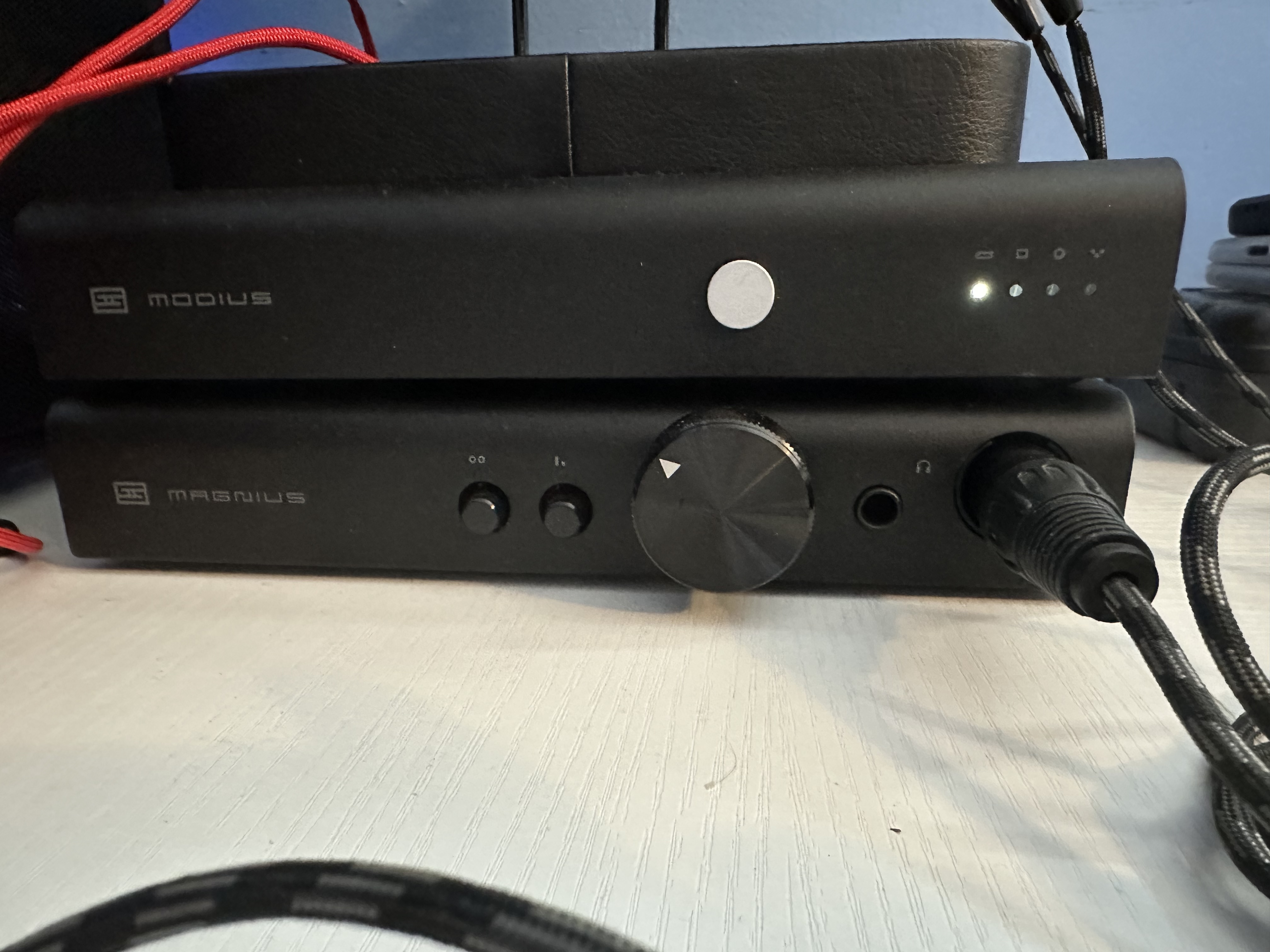 Closed: Schiit Magnius/Modius stack | Headphone Reviews and Discussion ...