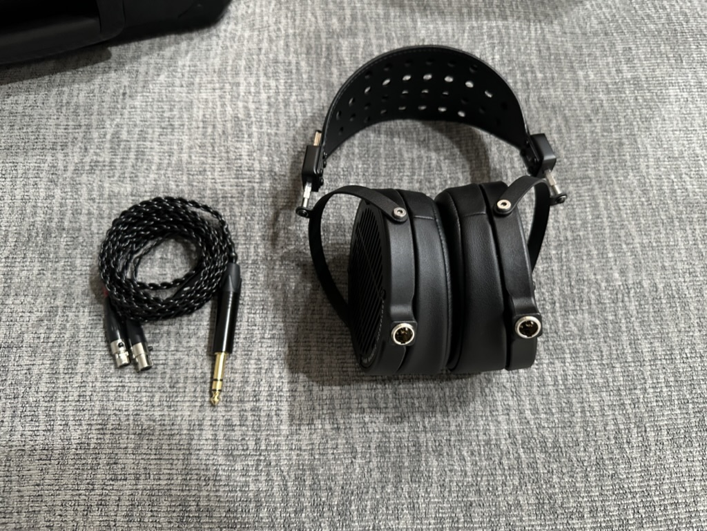 Closed: Audeze LCD 2C - Newest revision | Headphone Reviews and ...