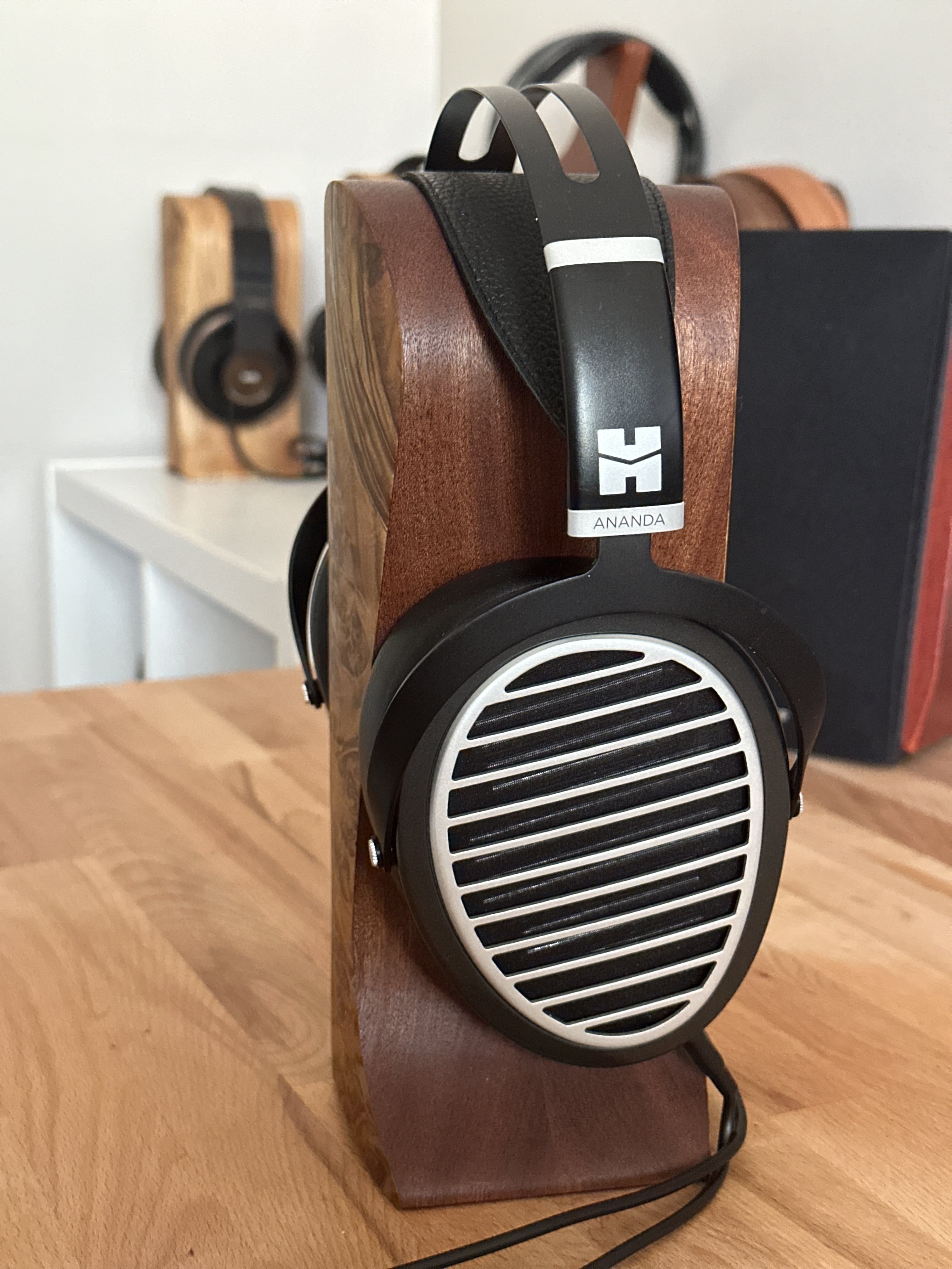 Closed: Ananda Stealth, Fiio BRT5, Grado 225e + Dekoni Pads, Schitt Magni 3 | Headphone Reviews ...
