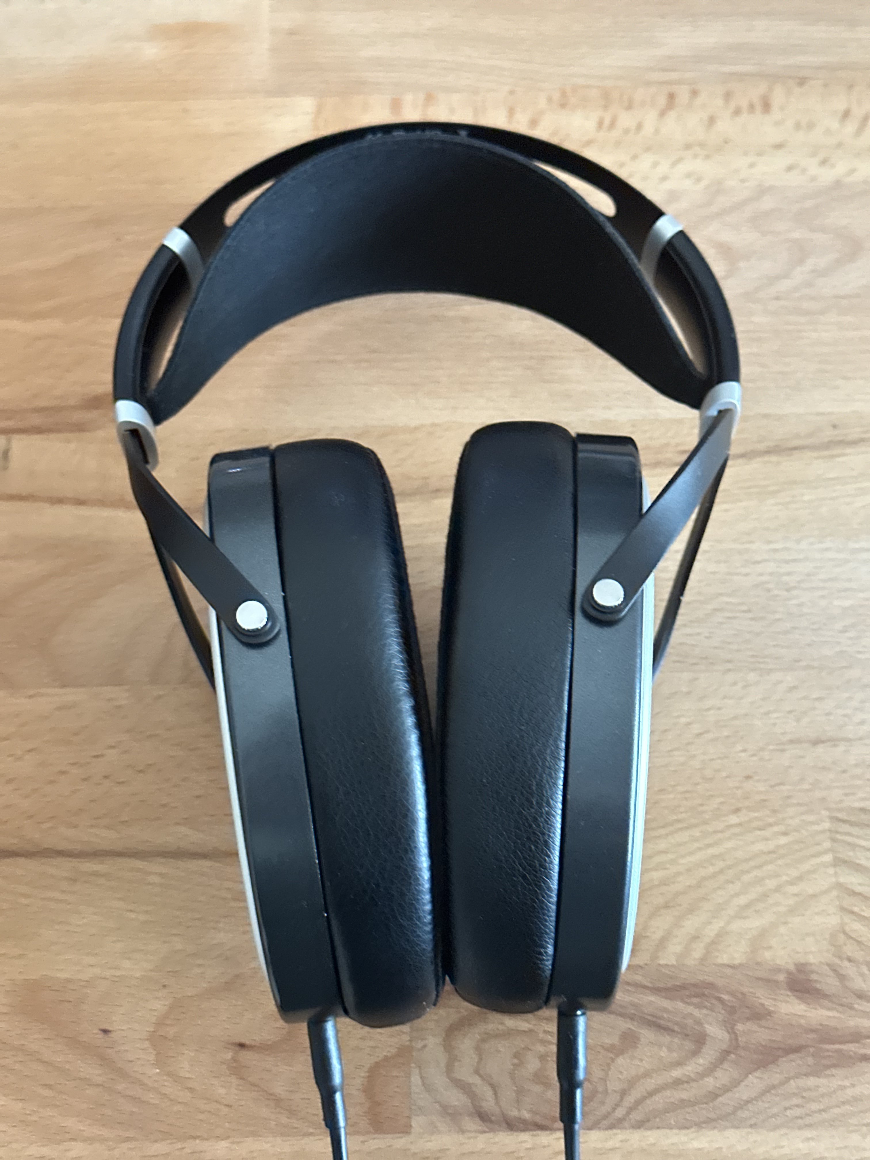 Closed: Ananda Stealth, Fiio BRT5, Grado 225e + Dekoni Pads, Schitt Magni 3 | Headphone Reviews ...