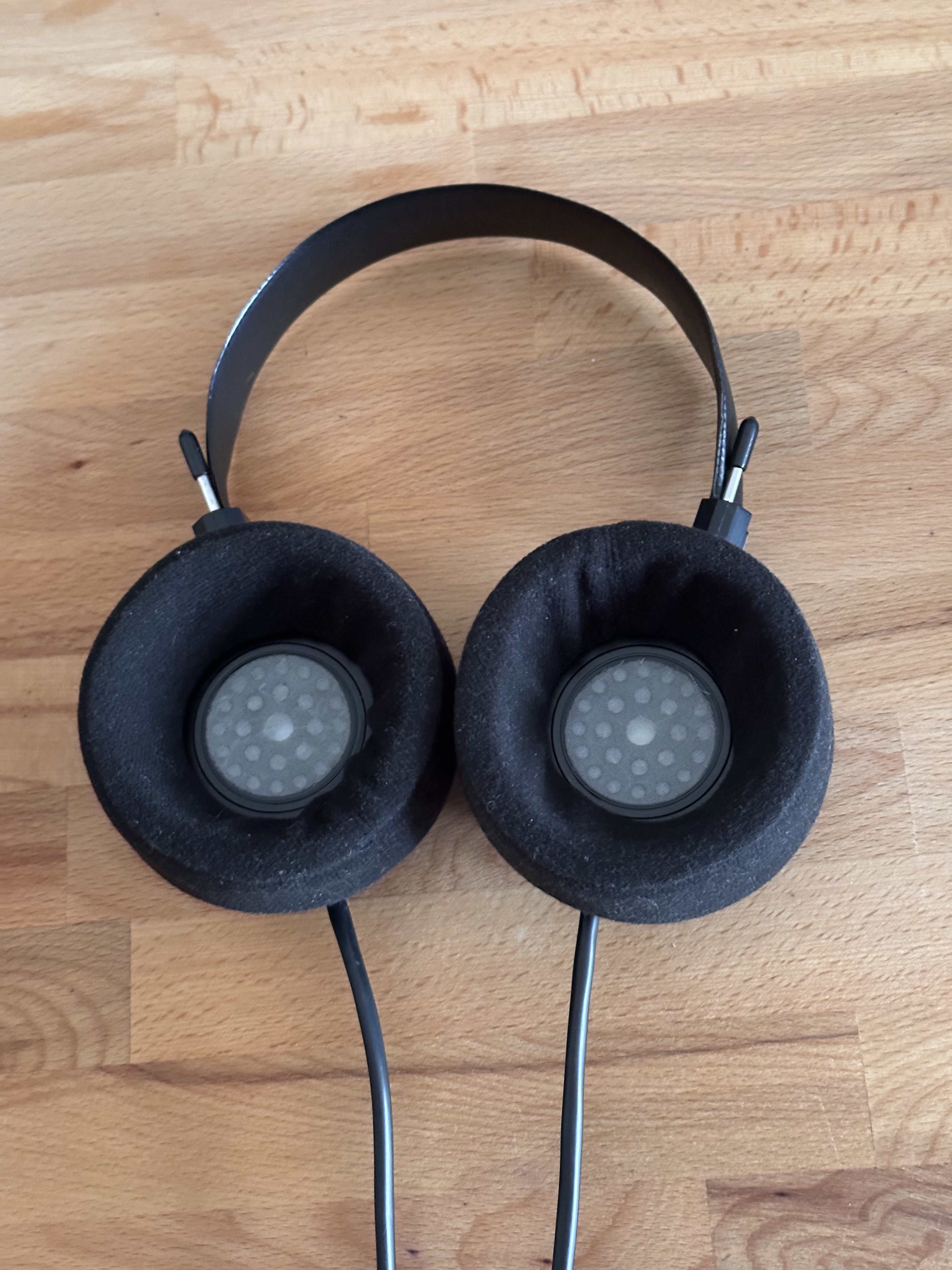 Closed: Ananda Stealth, Fiio BRT5, Grado 225e + Dekoni Pads, Schitt Magni 3 | Headphone Reviews ...