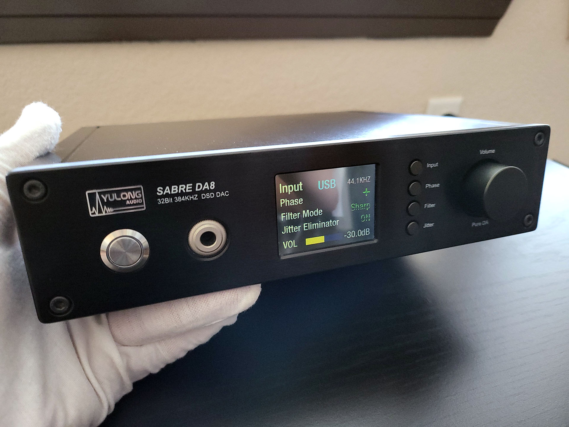 Closed: (PRICE DROP) Yulong DA8 Sabre DSD 32bit/384KHz DAC + Amp ...