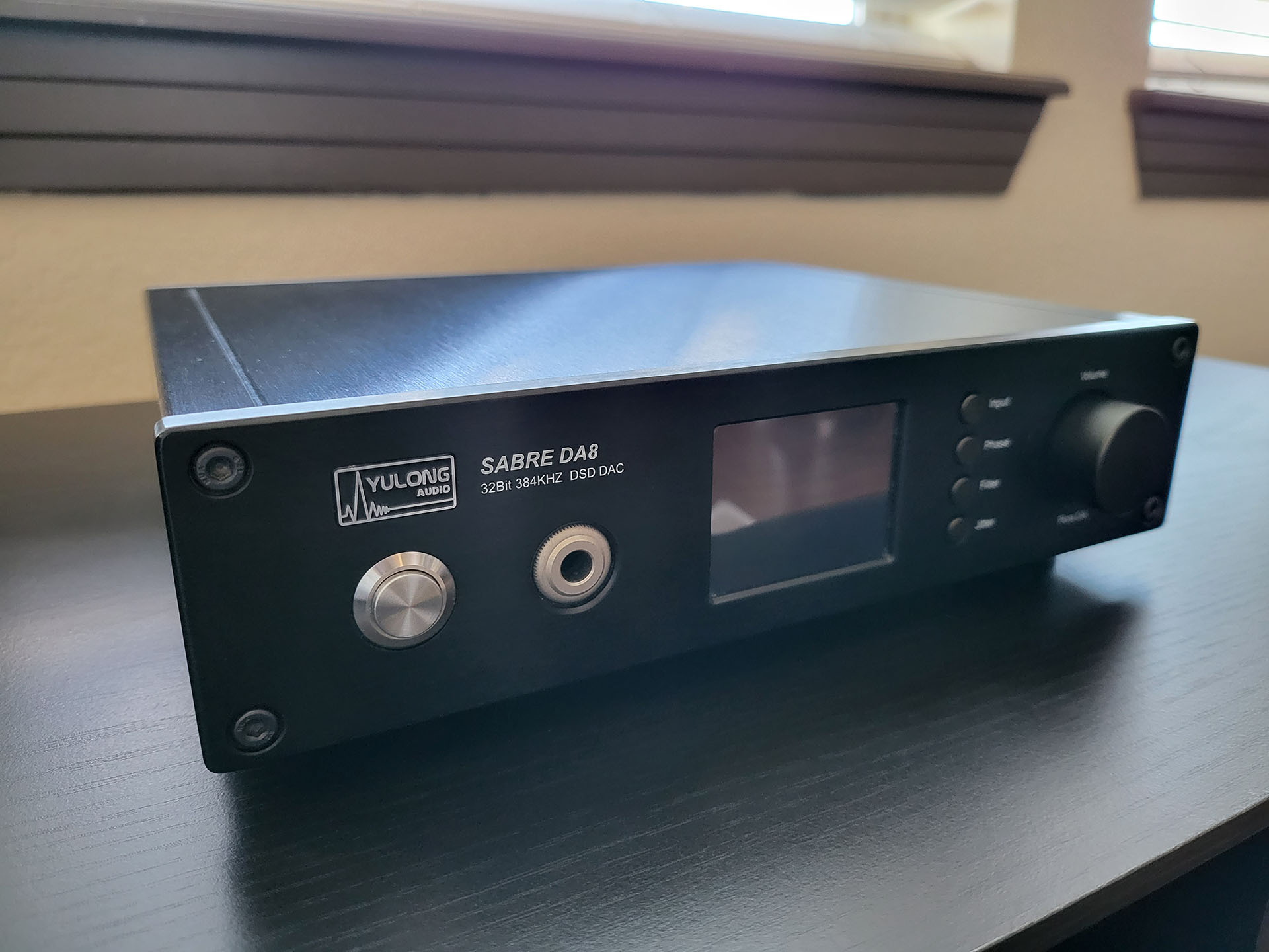 Closed: (PRICE DROP) Yulong DA8 Sabre DSD 32bit/384KHz DAC + Amp ...