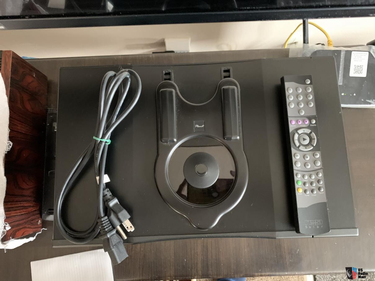 Traded: Rega Planet 2000 CD Player (re-capped + slightly modded ...