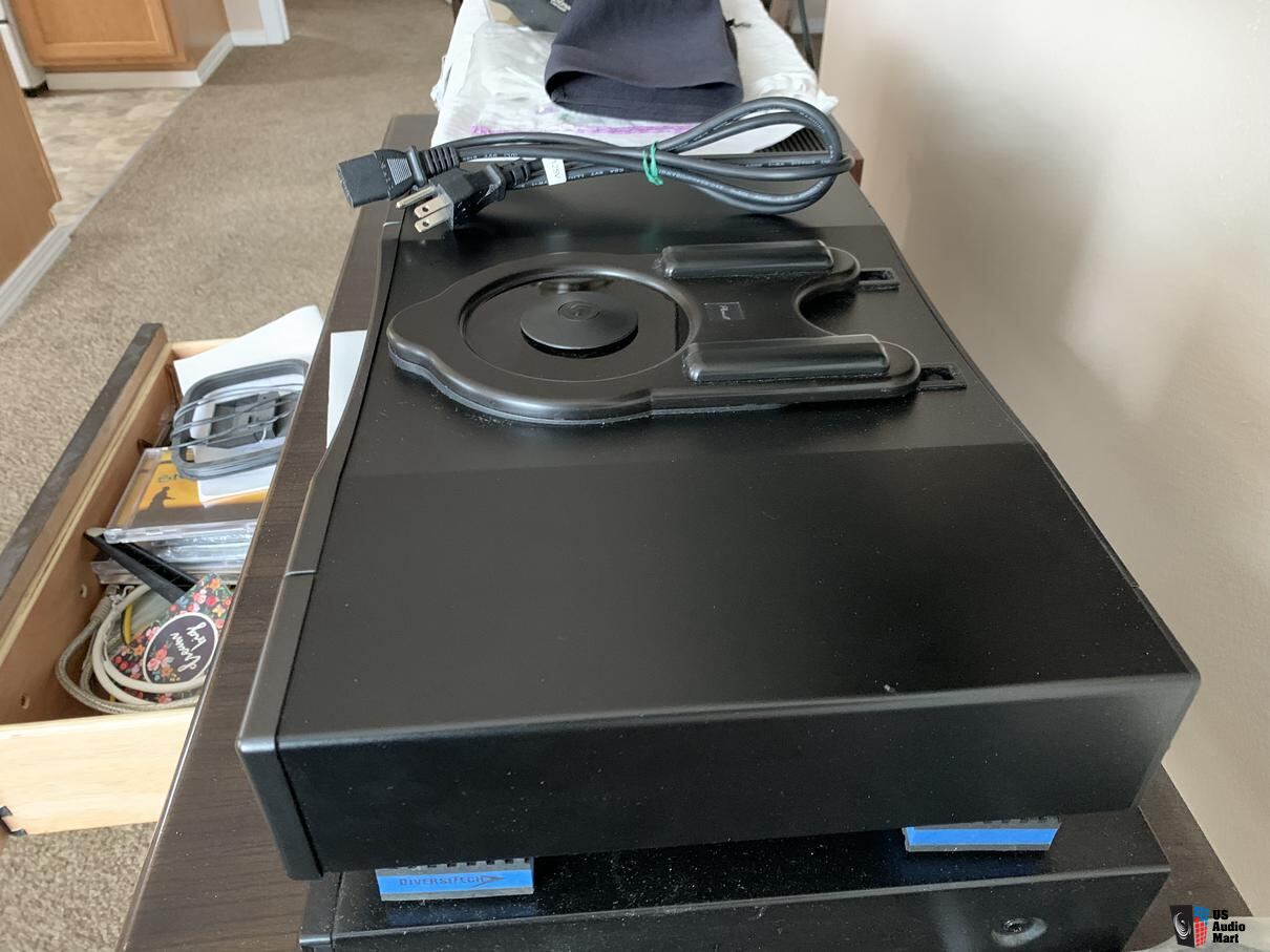 Traded: Rega Planet 2000 CD Player (re-capped + slightly modded ...