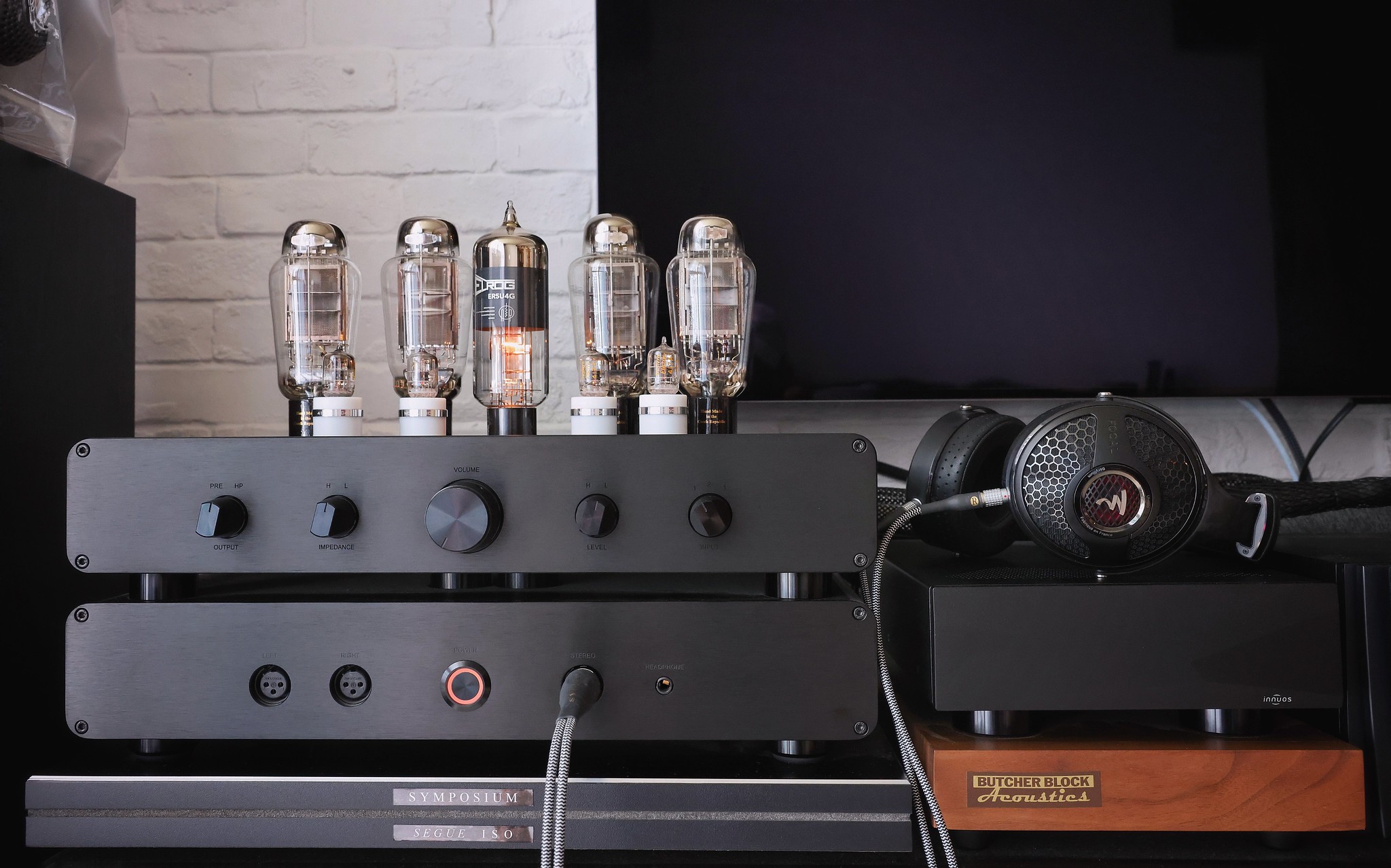 Show us your Head-Fi station at it's current state. No old pictures ...