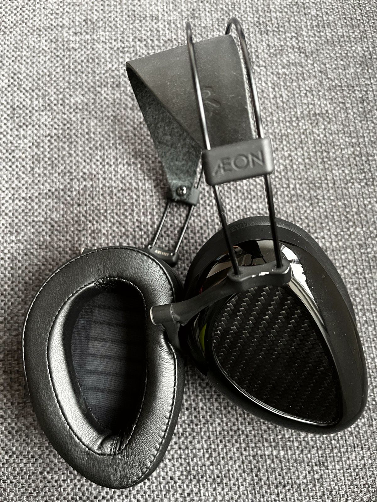 Sold: Dan Clark Audio Aeon 2 Flow Closed Noire | Headphone Reviews and ...