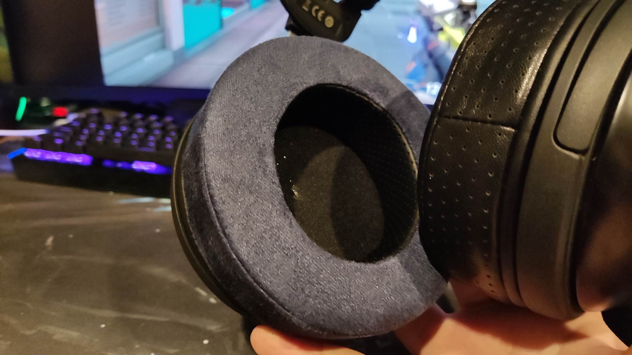 Traded: Audio Technica ATH - AWKT plus ath hdc114a | Headphone Reviews ...