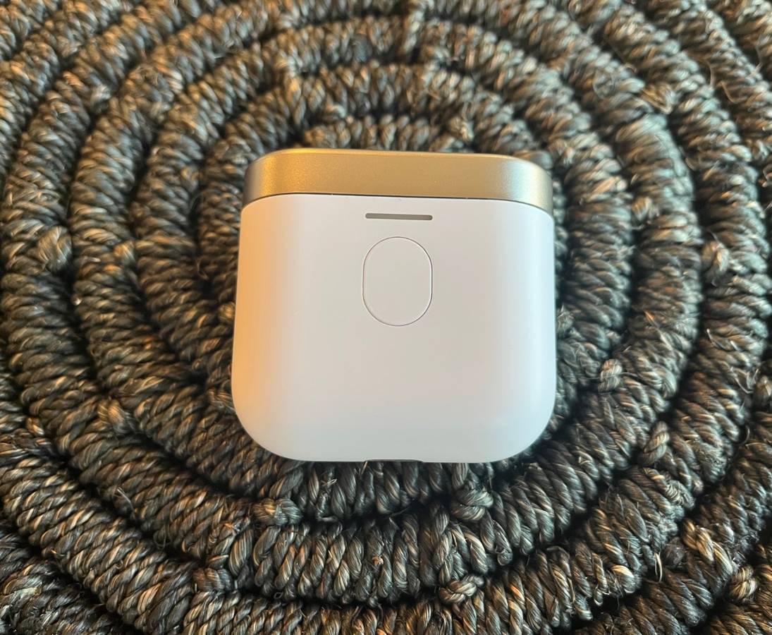 Closed: Bowers & Wilkins PI7 White/Gold LIKE NEW! | Headphone Reviews ...