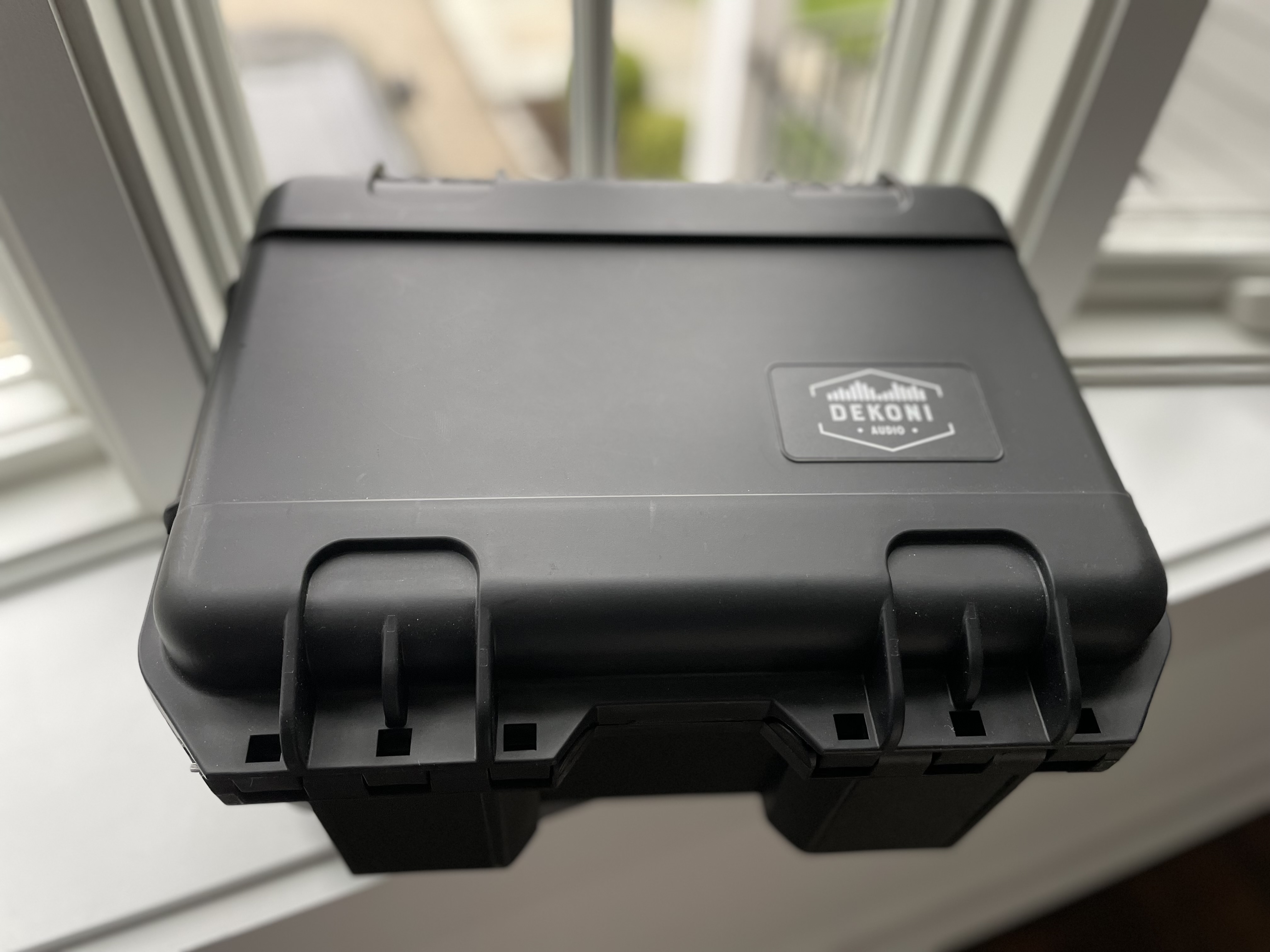 Closed: Dekoni Hero Case | Heavy Duty Travel | Headphone Reviews and ...