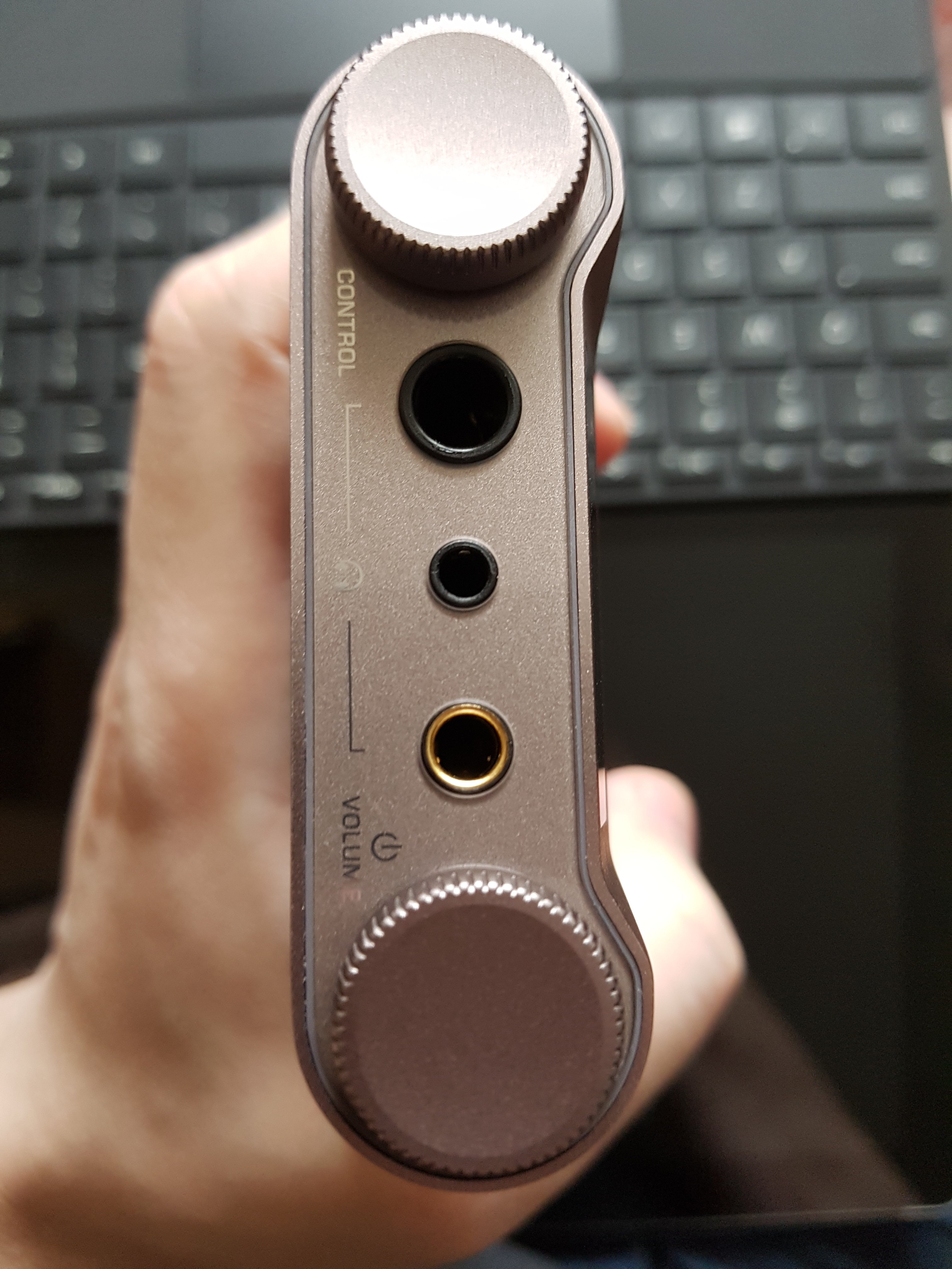 Sold: SHANLING H7 with Case, almost NEW | Headphone Reviews and ...