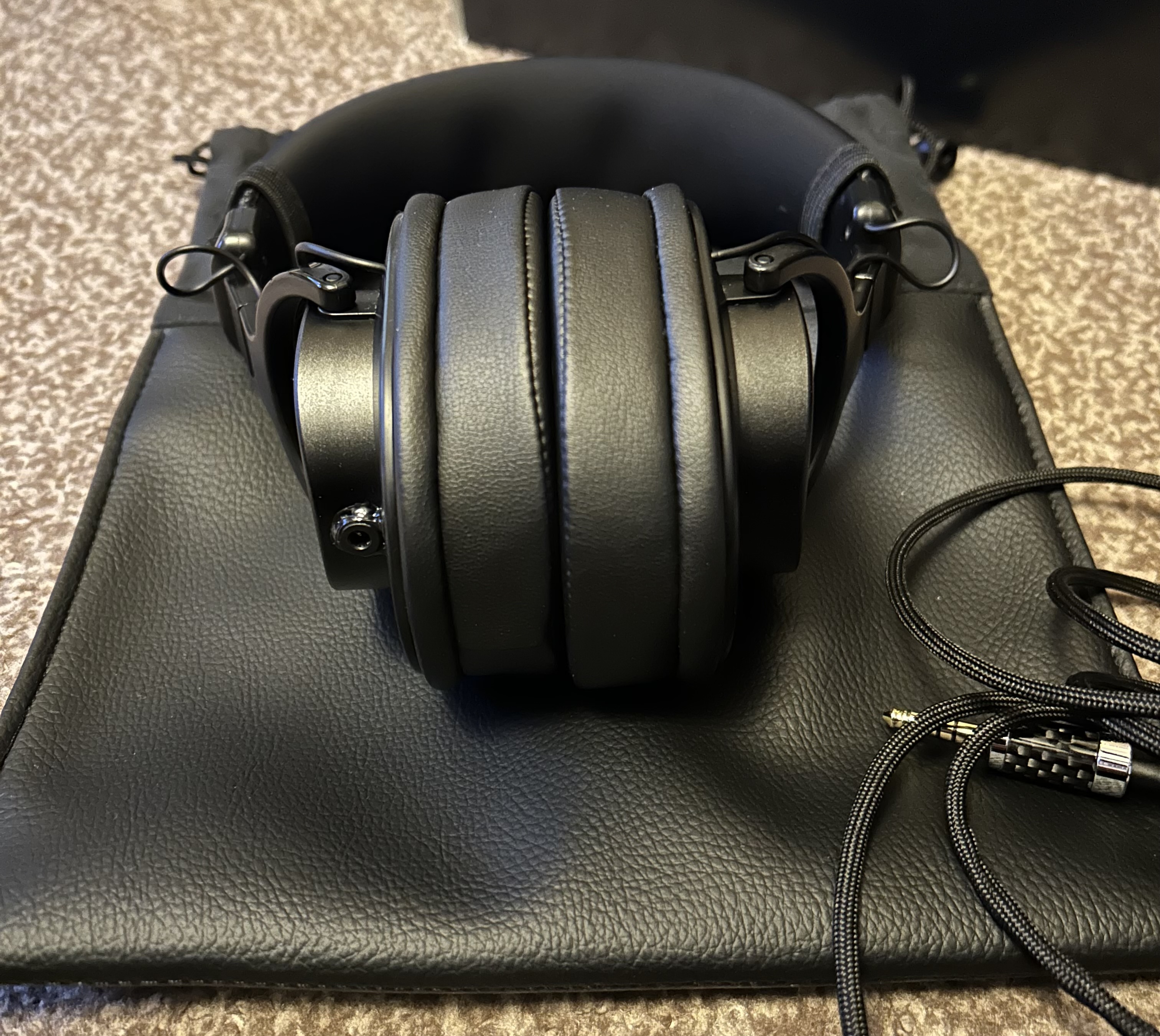 Closed: Sony MDR V6 | Headphone Reviews and Discussion - Head-Fi.org
