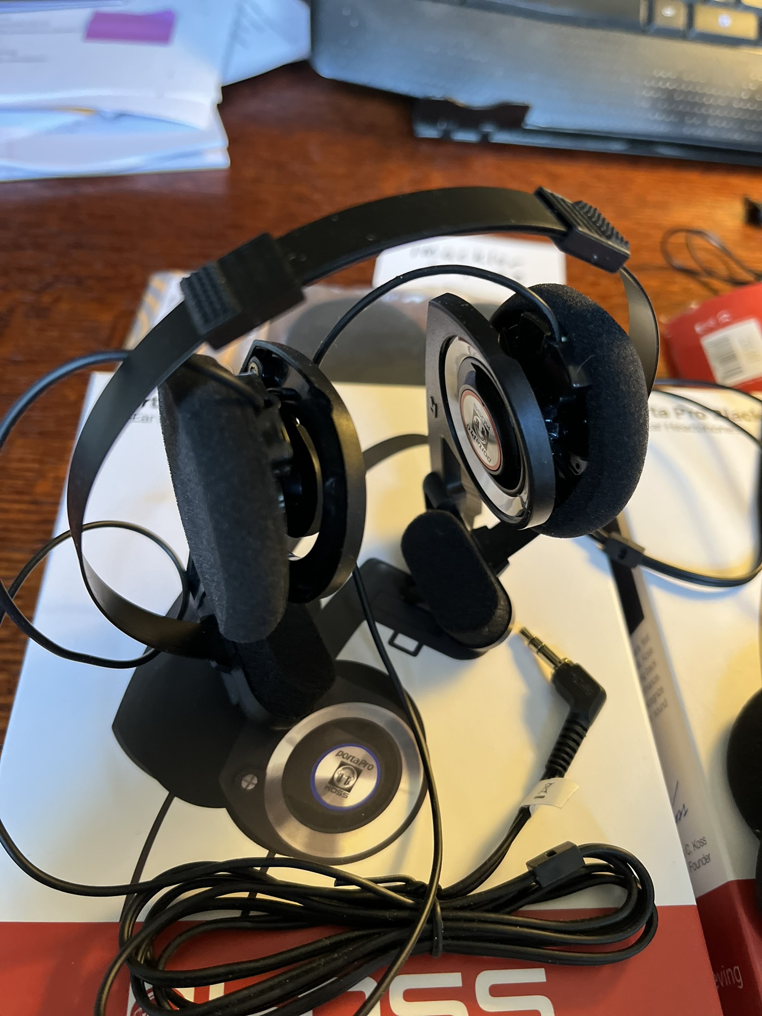 Closed: Koss : 2 Pairs of Porta Pro, 1 Pair KSC75 & 3 Pairs of Yaxi ...