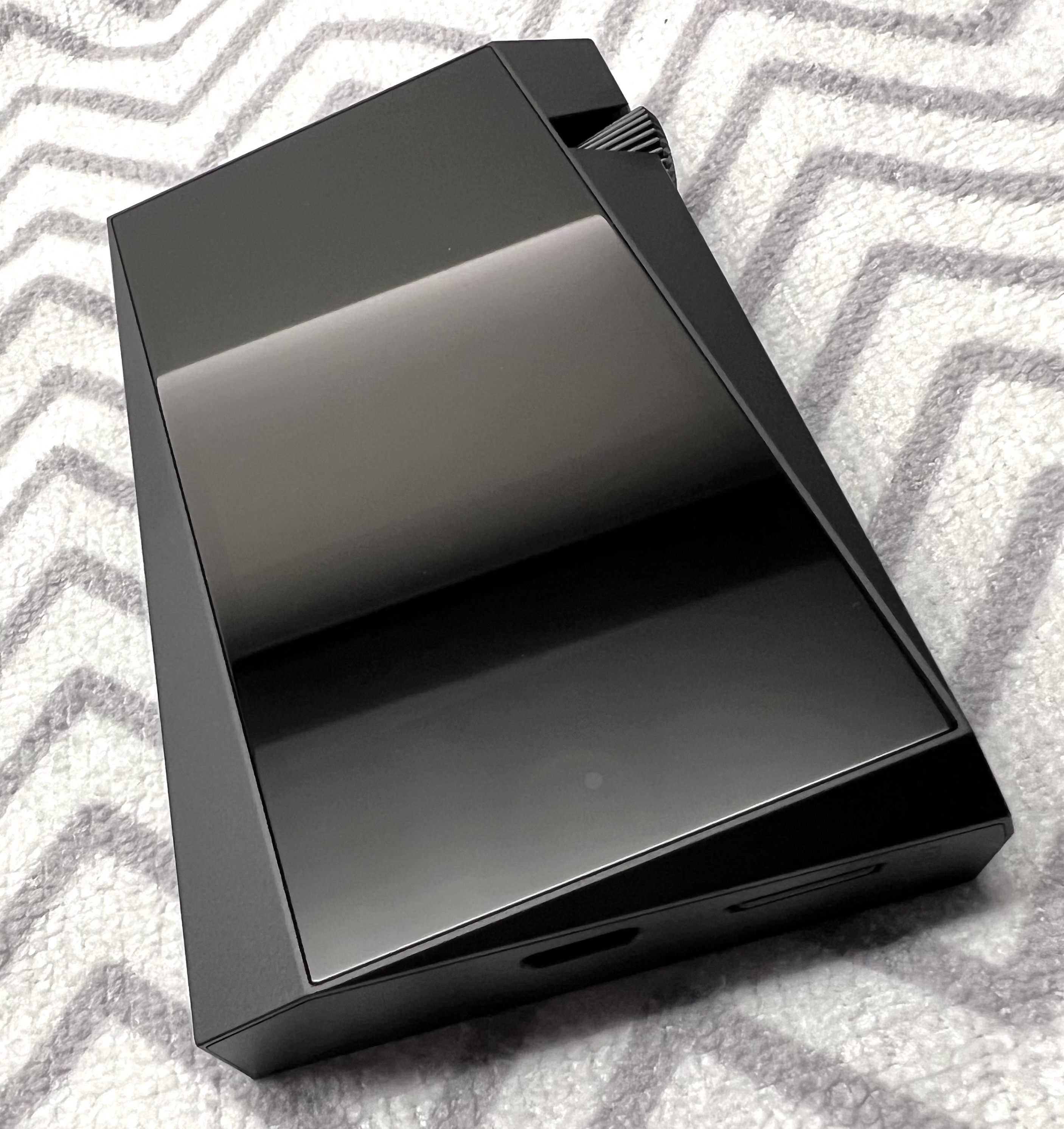 Closed: Astell & Kern SR35 - New | Headphone Reviews and Discussion ...