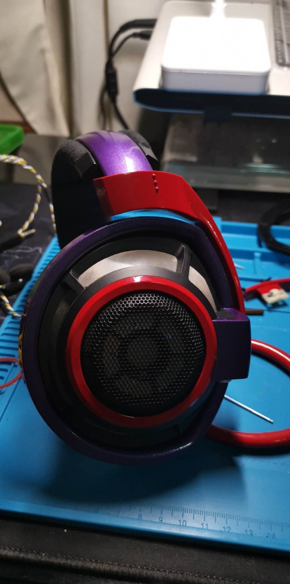 Closed: Sennheiser HD800 (paint - your choice) | Headphone Reviews and ...