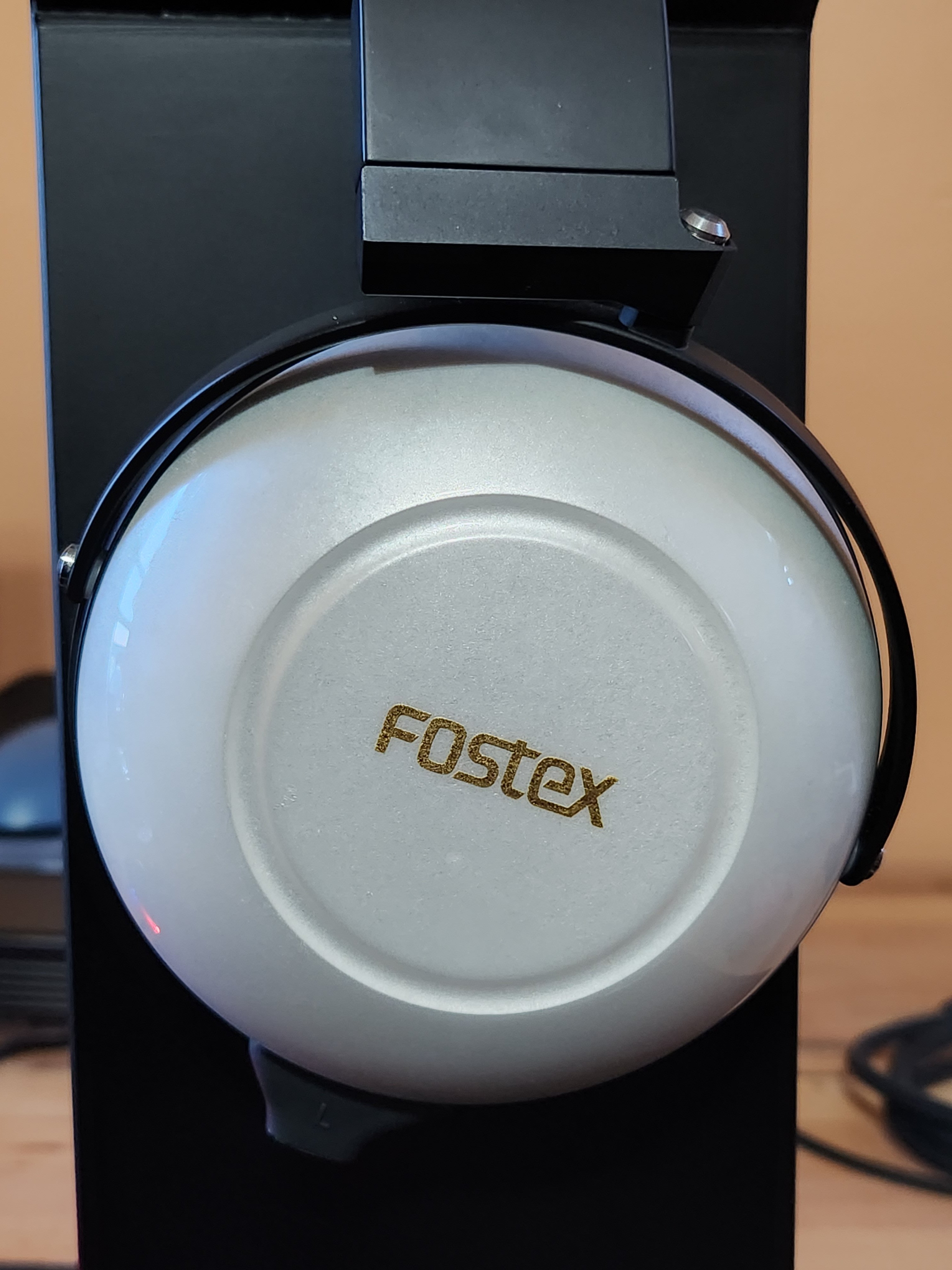 Sold: Fostex TH-900 MK II Pearl White | Headphone Reviews and ...