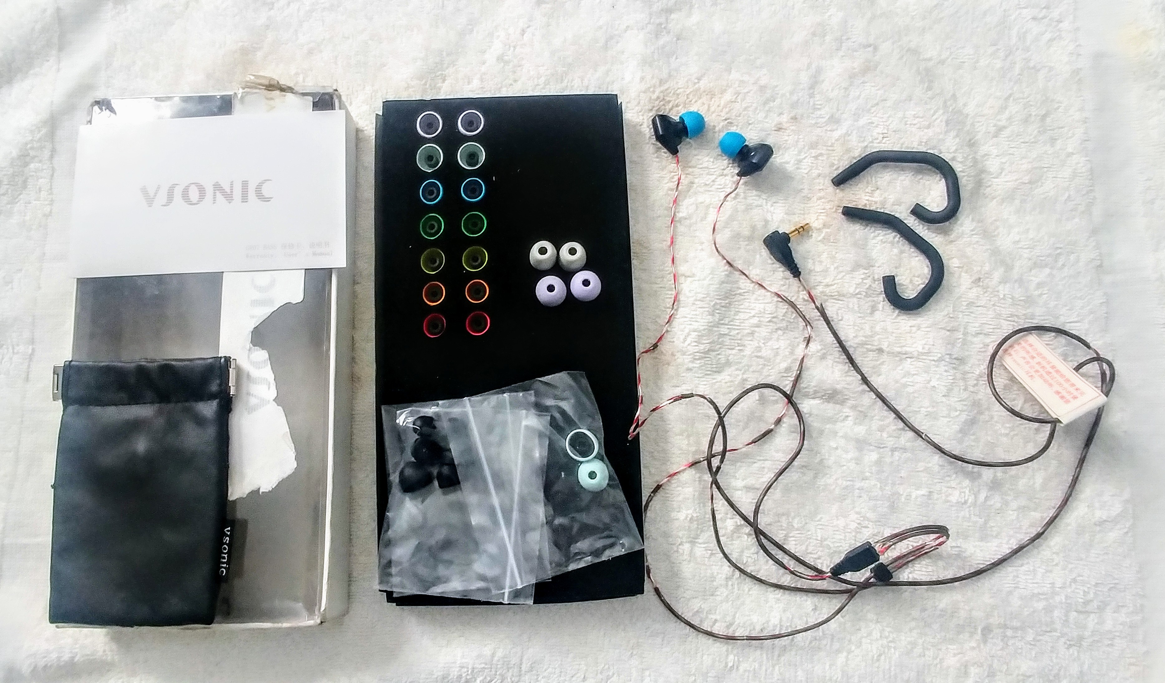 Sold: VSonic GR07 Bass Edition IEM In Ear Monitor Audiophile Headphones ...