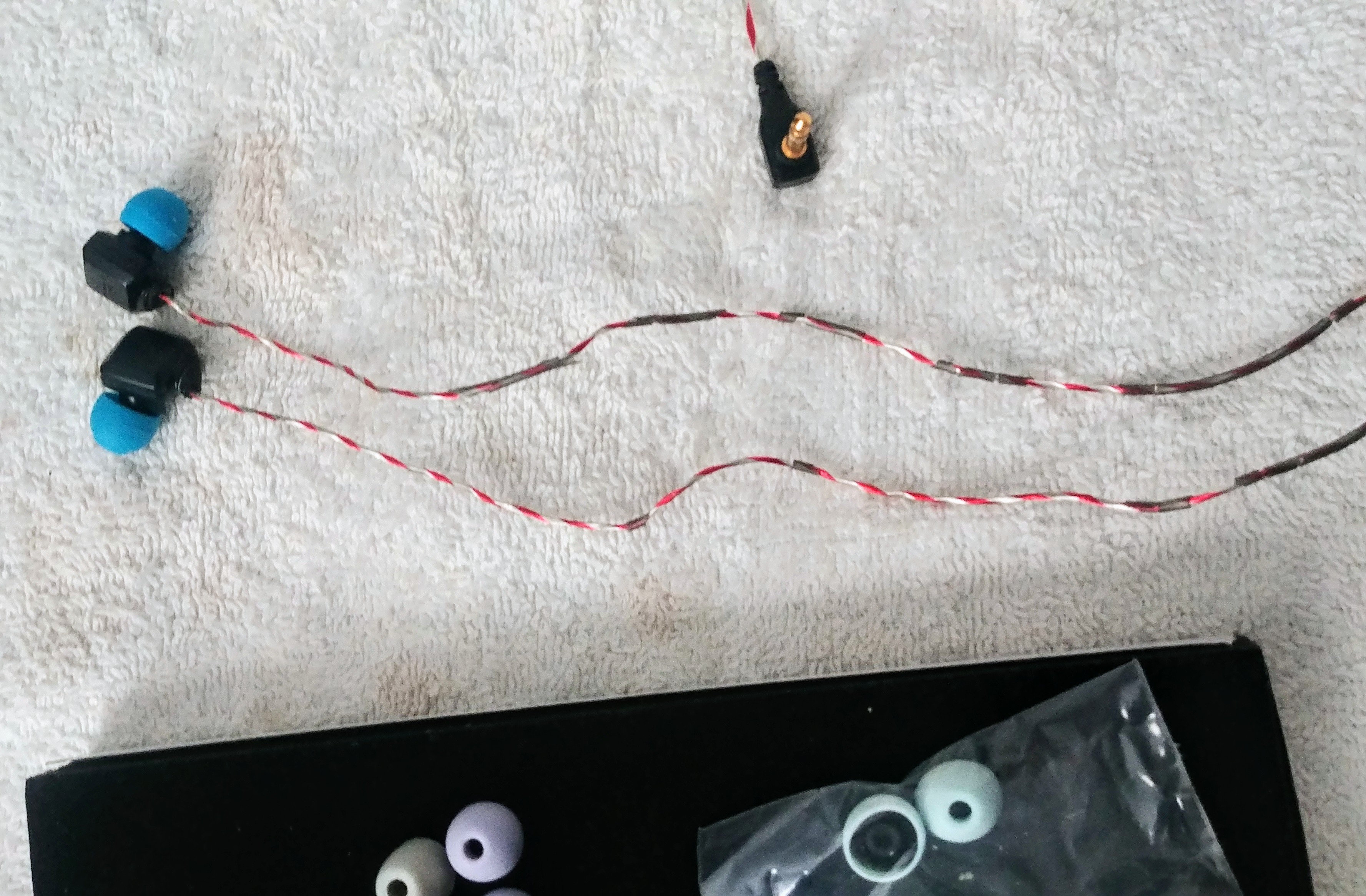 Sold: VSonic GR07 Bass Edition IEM In Ear Monitor Audiophile Headphones ...