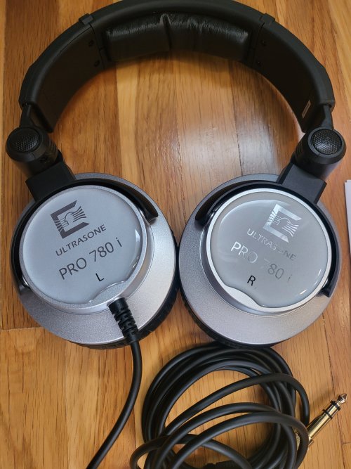 Sold: Ultrasone pro 780i | Headphone Reviews and Discussion - Head-Fi.org