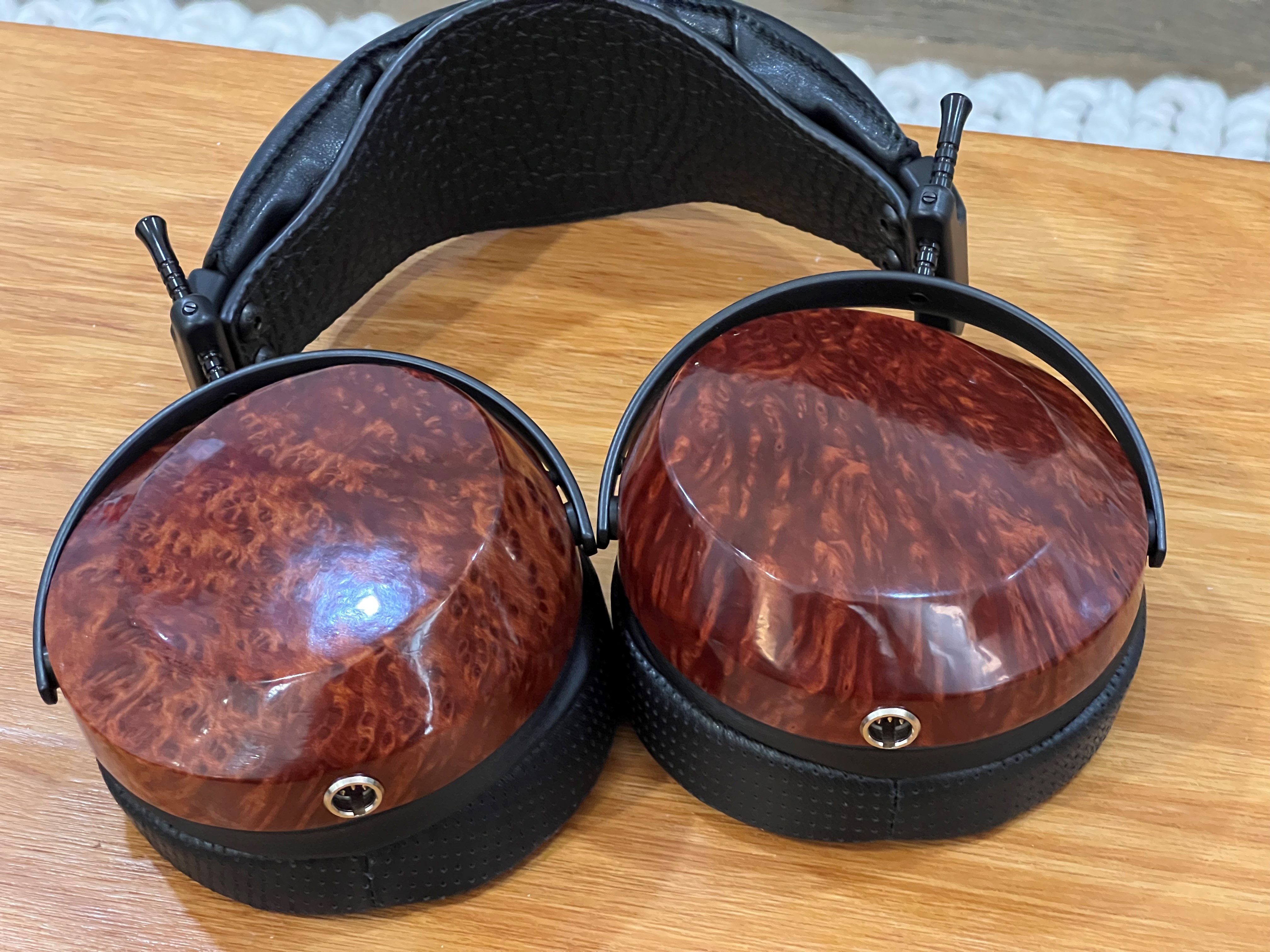 Sold: ZMF Atrium Closed Redwood Burl - w/ Wood Case | Headphone Reviews ...