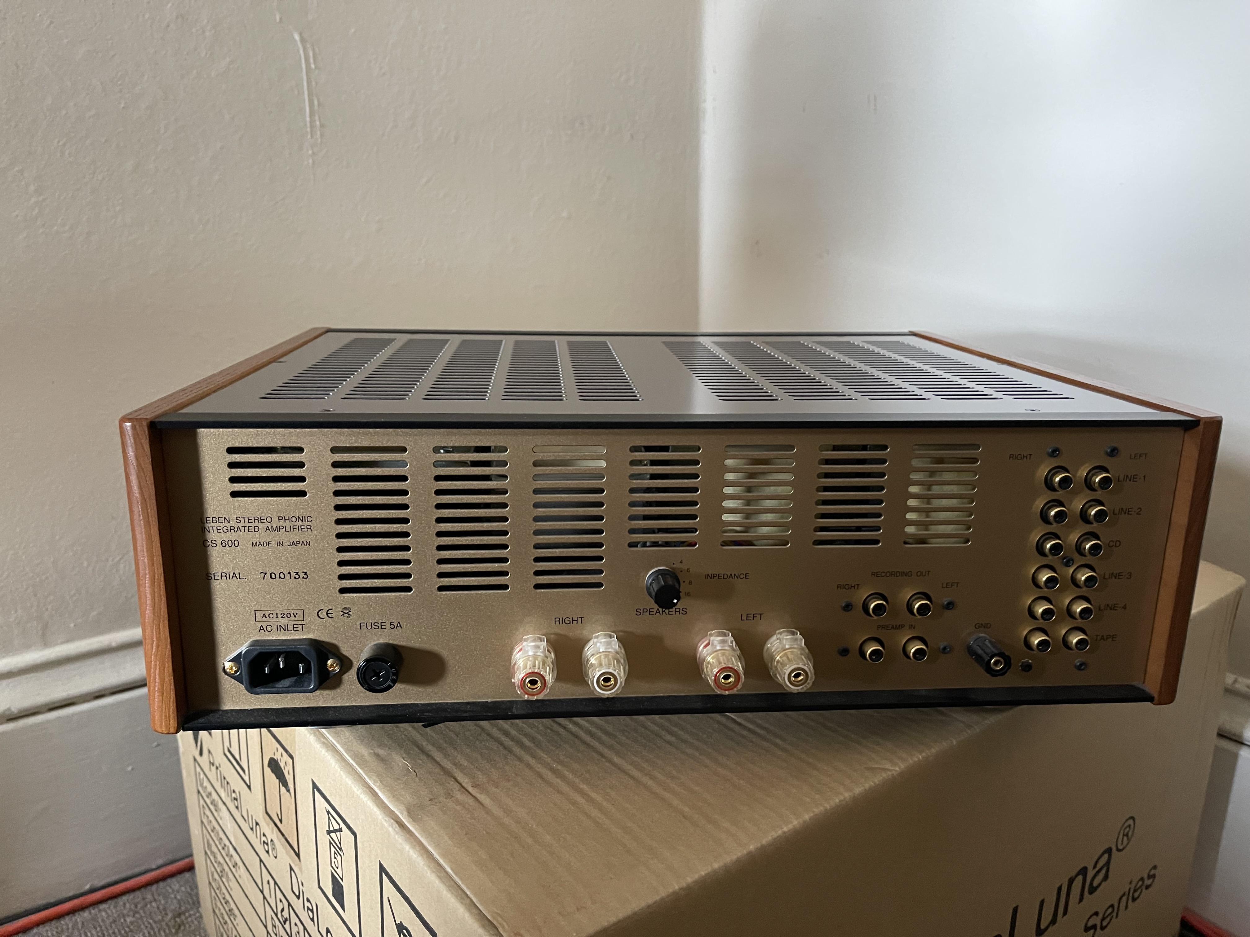 Closed: Leben CS600 Integrated and Headphone Amplifier | Headphone ...