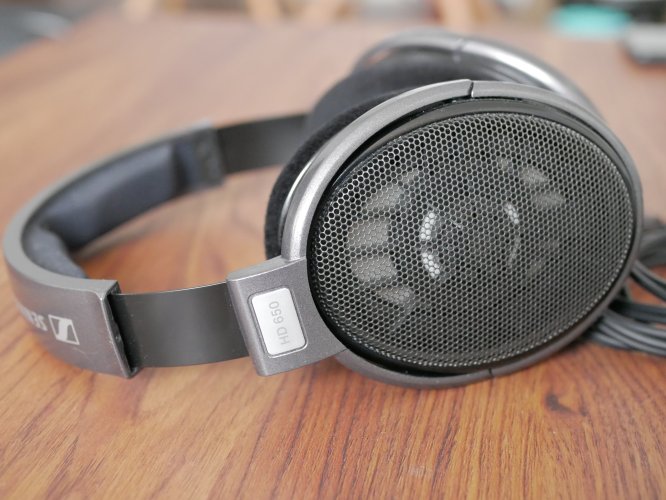 Sold: Sennheiser HD650[PRICE DROP] | Headphone Reviews and Discussion ...