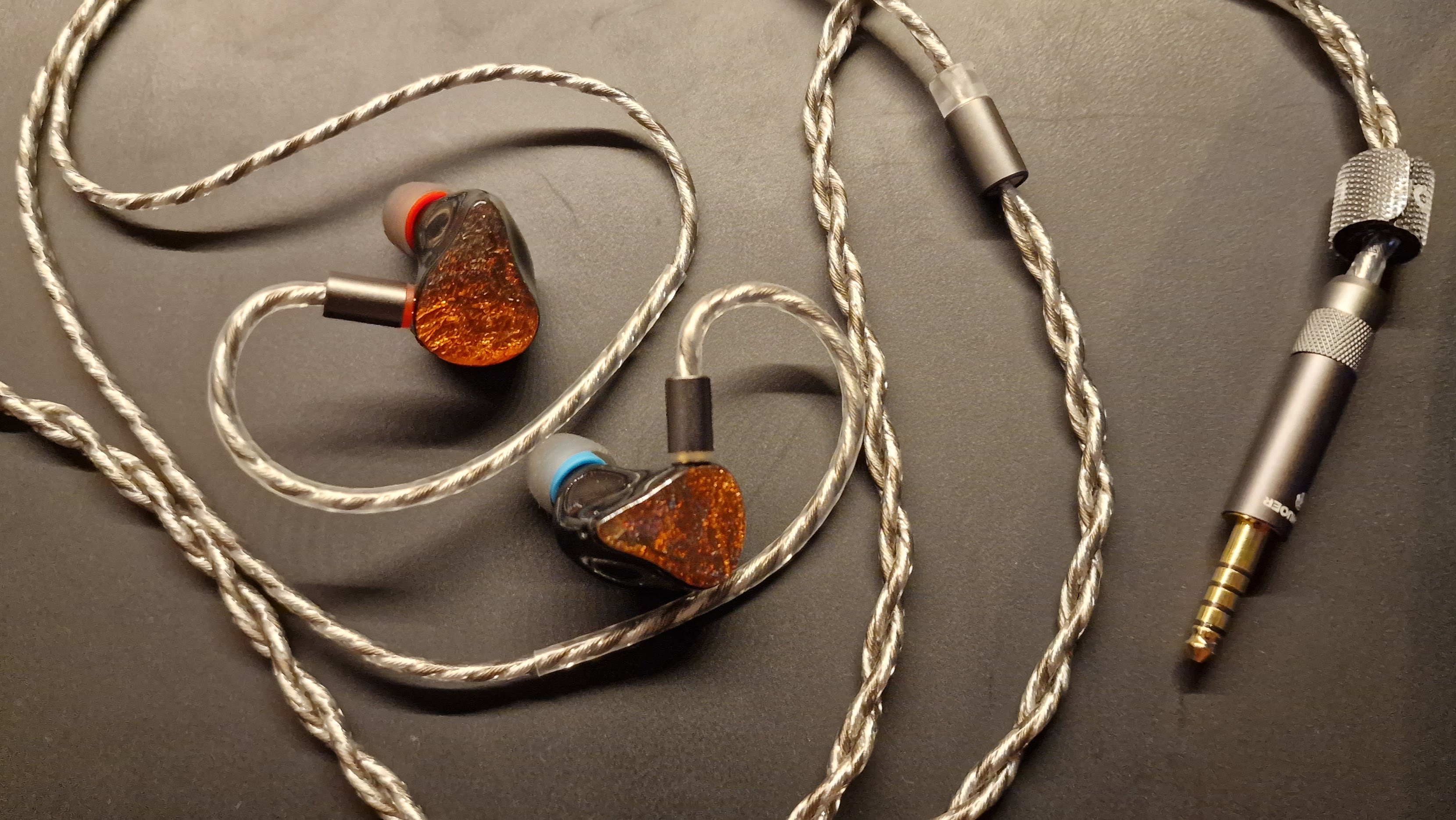 Sold: AFUL Performer 5 IEM + Letshuoer x Z Reviews Chimera Cable ...