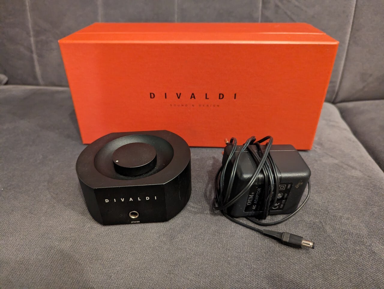 Closed: DIVALDI AMP 01 - small size big sound :) | Headphone Reviews ...