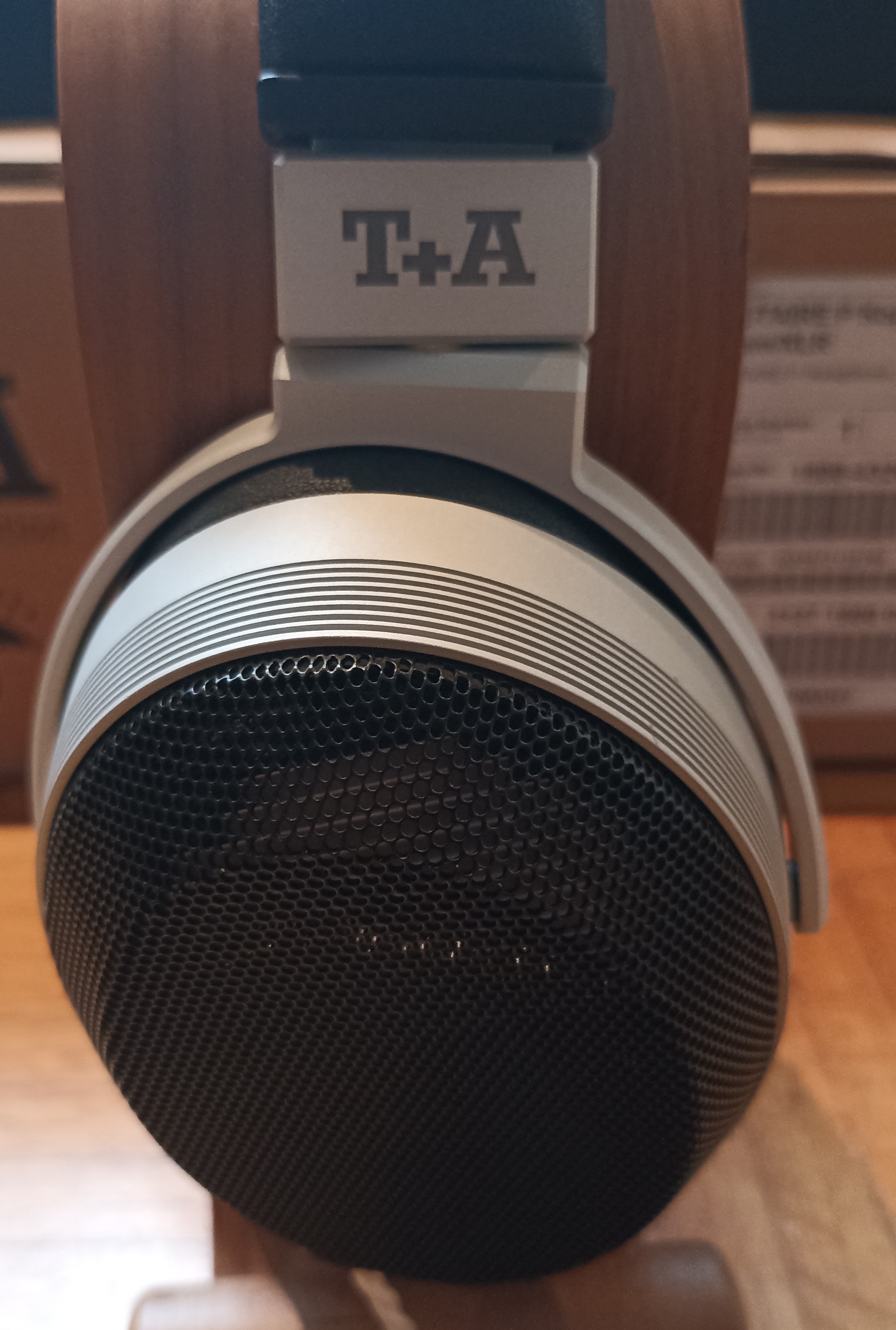 Closed: T + A Solitaire P, Lavri Grand Adapters to 3,5mm | Headphone ...